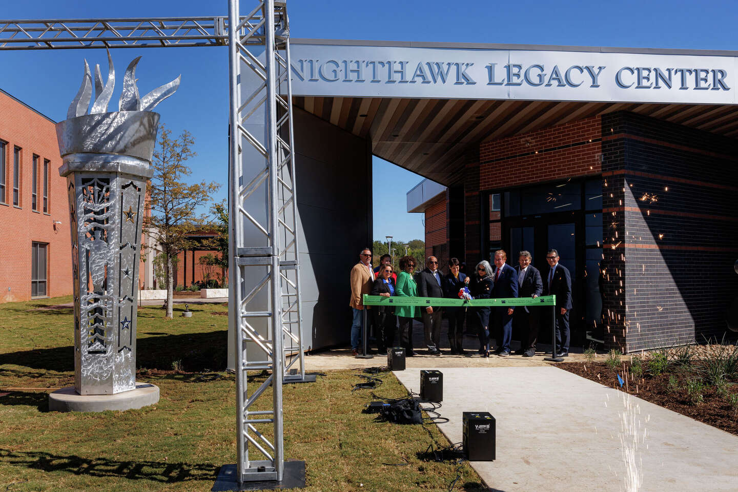 Northeast Lakeview opens center for veterans attending Alamo Colleges