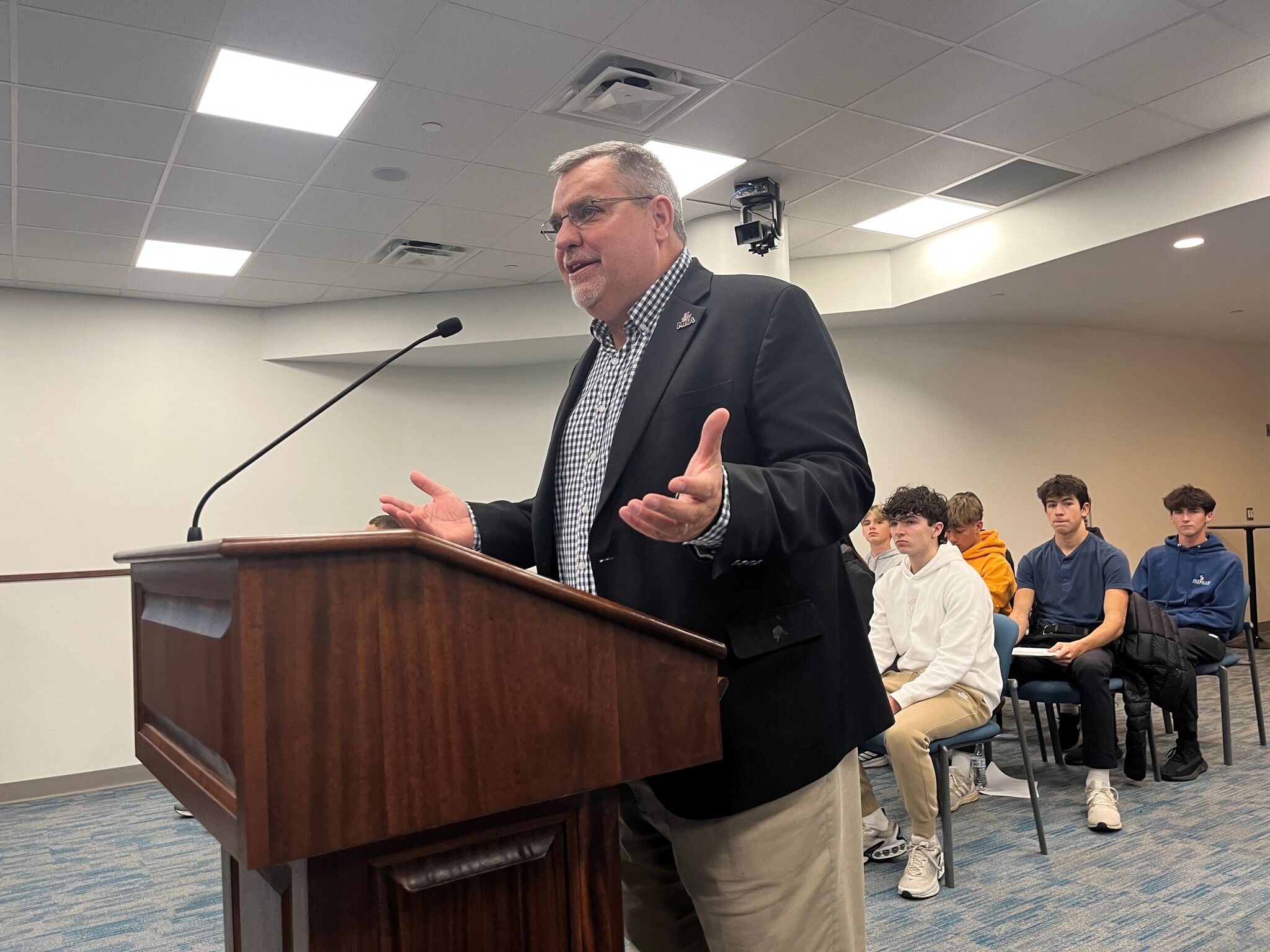 Federal judge denies injunction for college football players seeking to ...