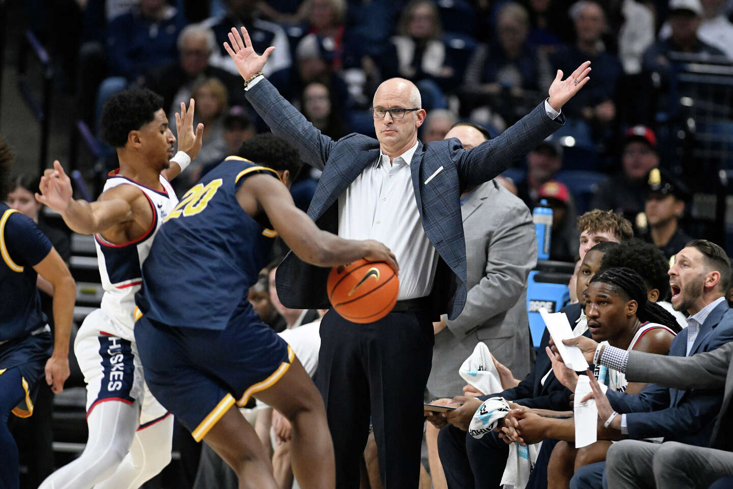 Dan Hurley wants UConn to face more power conference foes in future