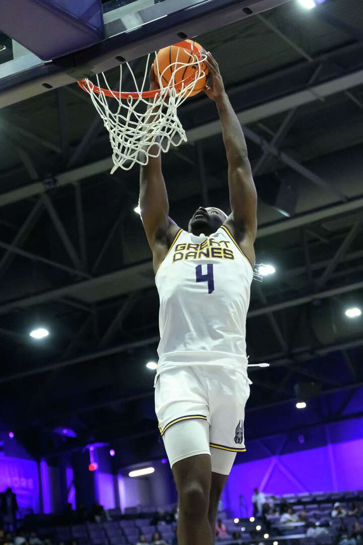 UAlbany basketball dunks way to win over Paul Smith's