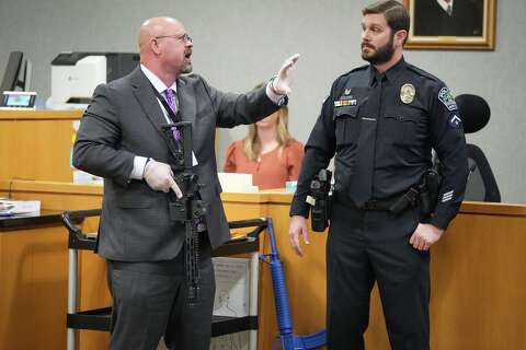Austin police trainers: Officer followed protocol in fatal shooting