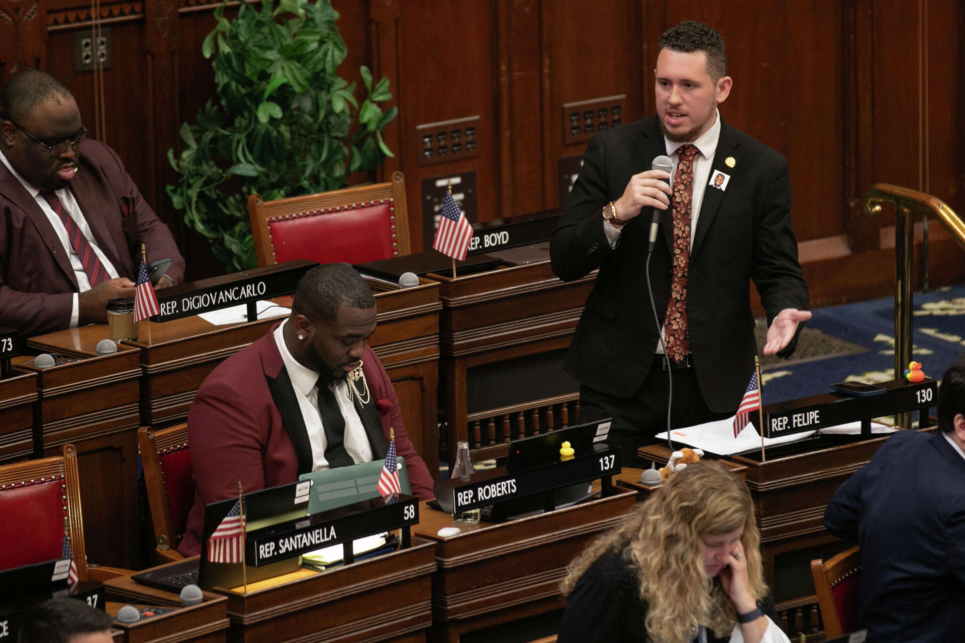 Controversial housing bill passes through Connecticut House