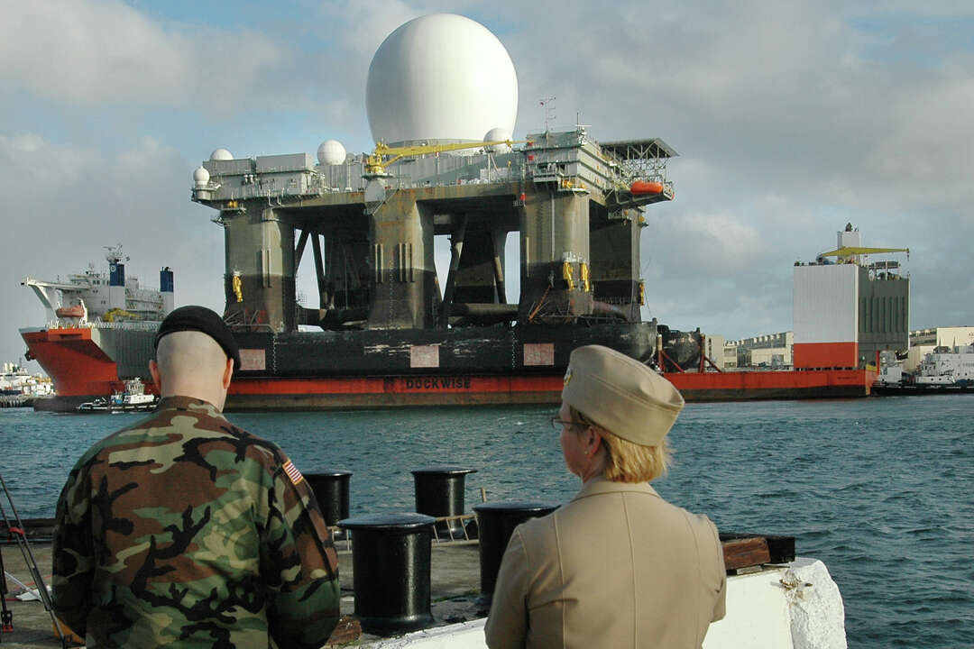 Strange, dome-shaped structure seen floating toward Hawaii