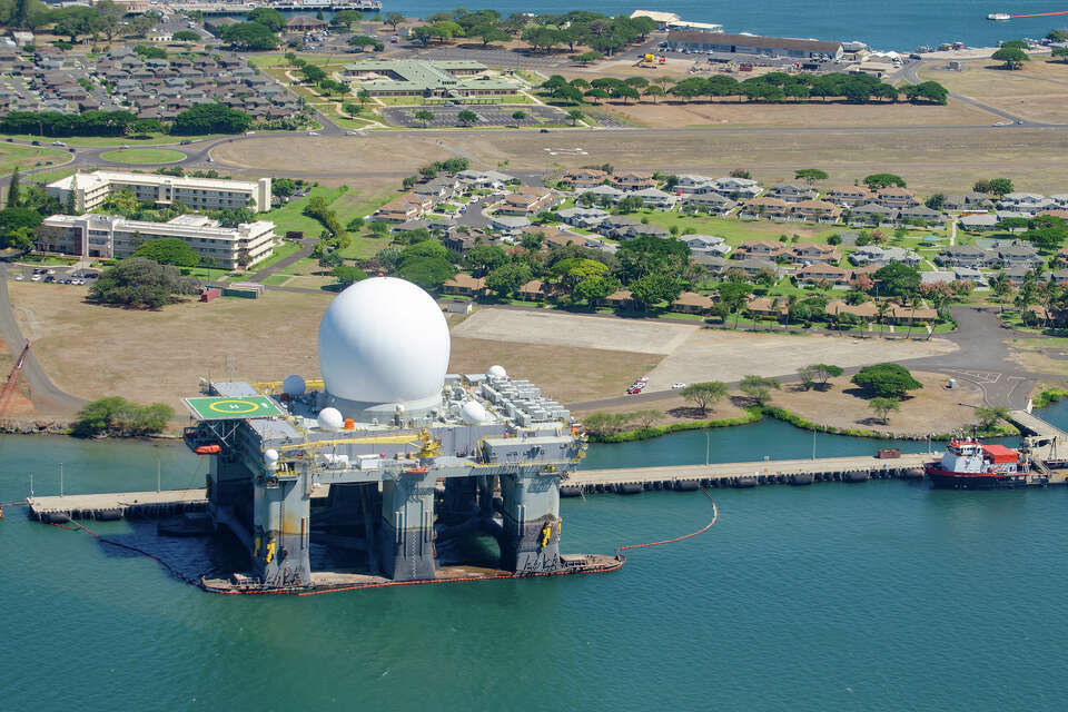 Strange, dome-shaped structure seen floating toward Hawaii