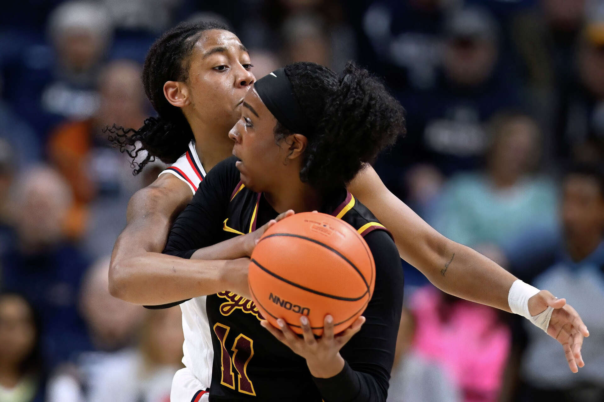 UConn women's basketball team routs Loyola Chicago