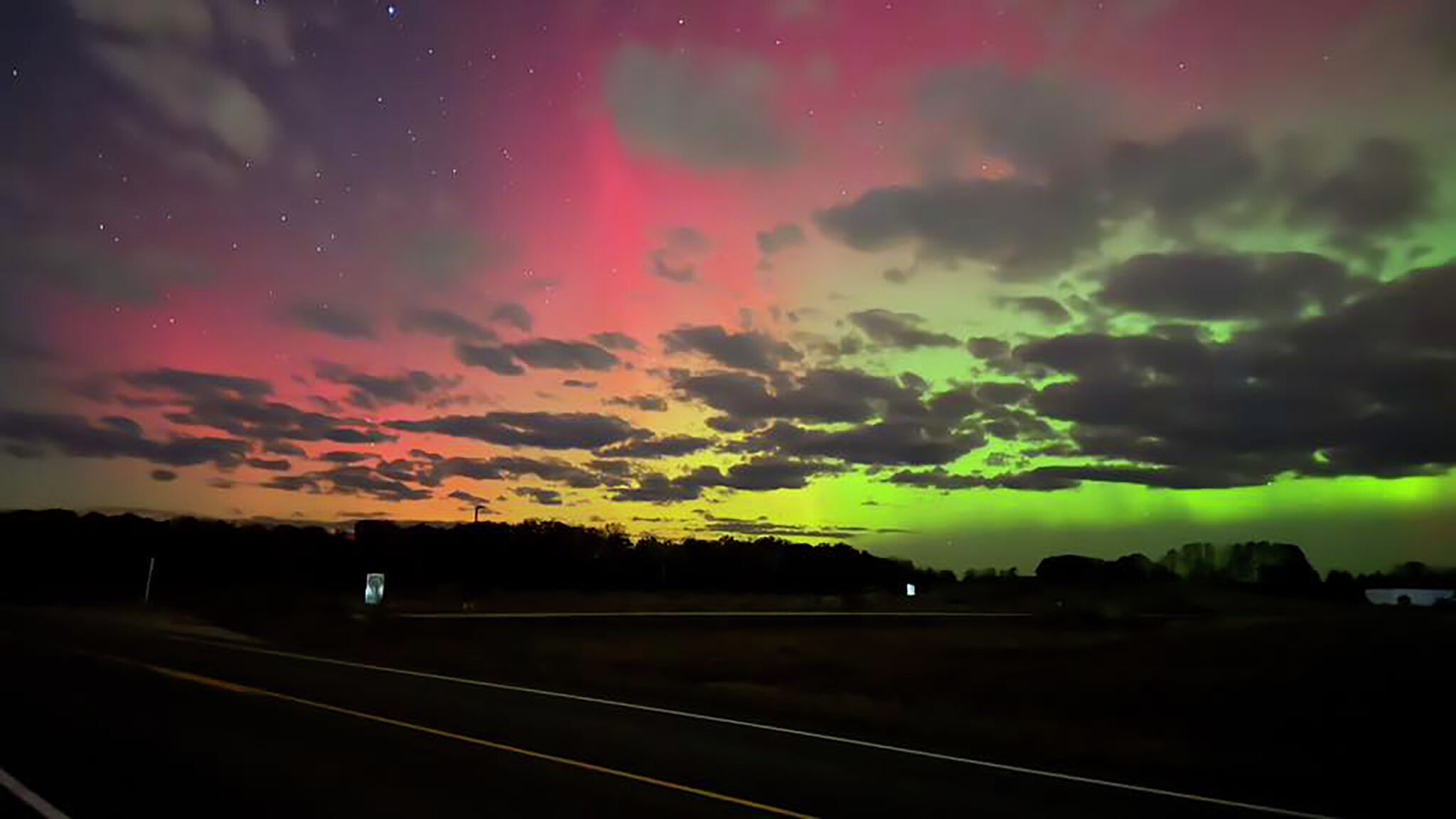 Northern lights put on a show in northern Michigan