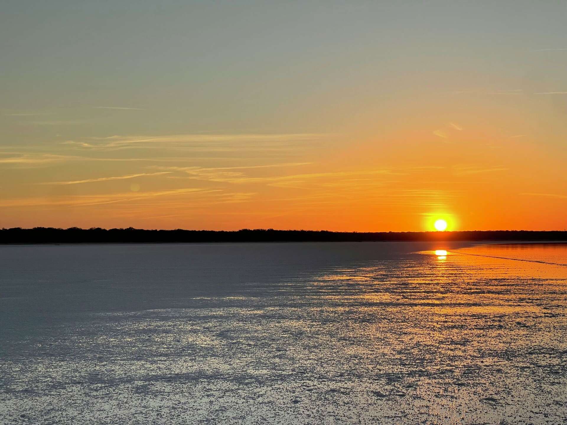 Texas' natural salt lake La Sal Del Rey is a true hidden gem