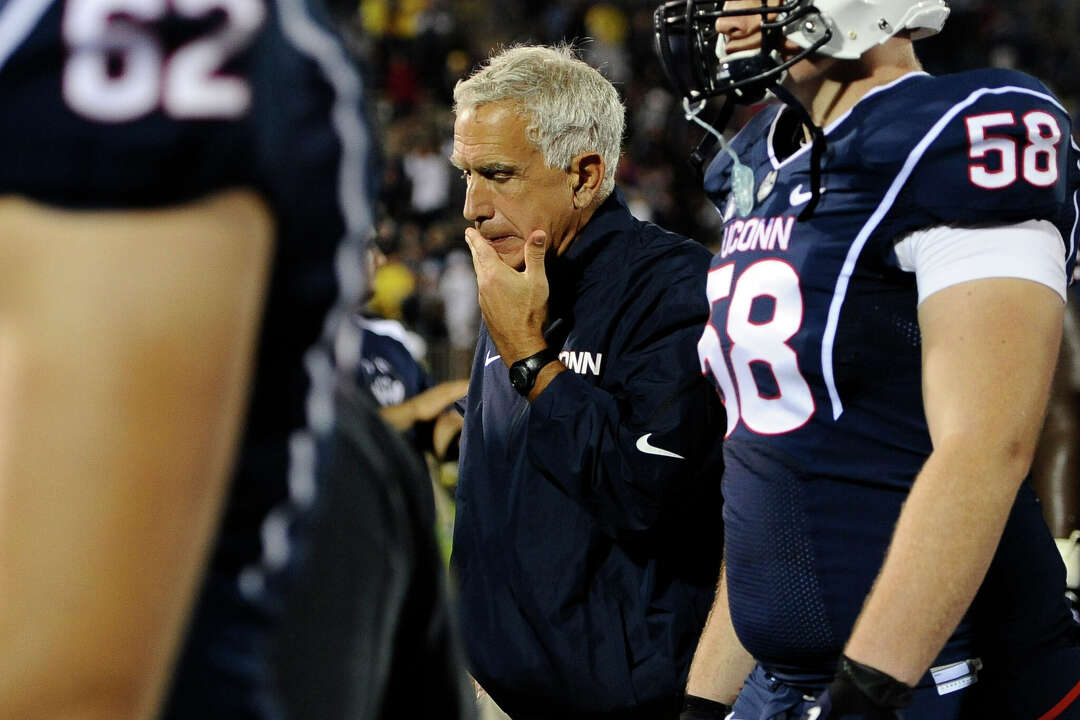 At 76, CT native Paul Pasqualoni is still coaching football