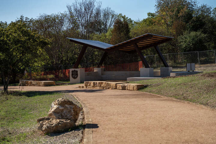 New Violet Crown Trail entrance debuts in Austin near Barton Springs