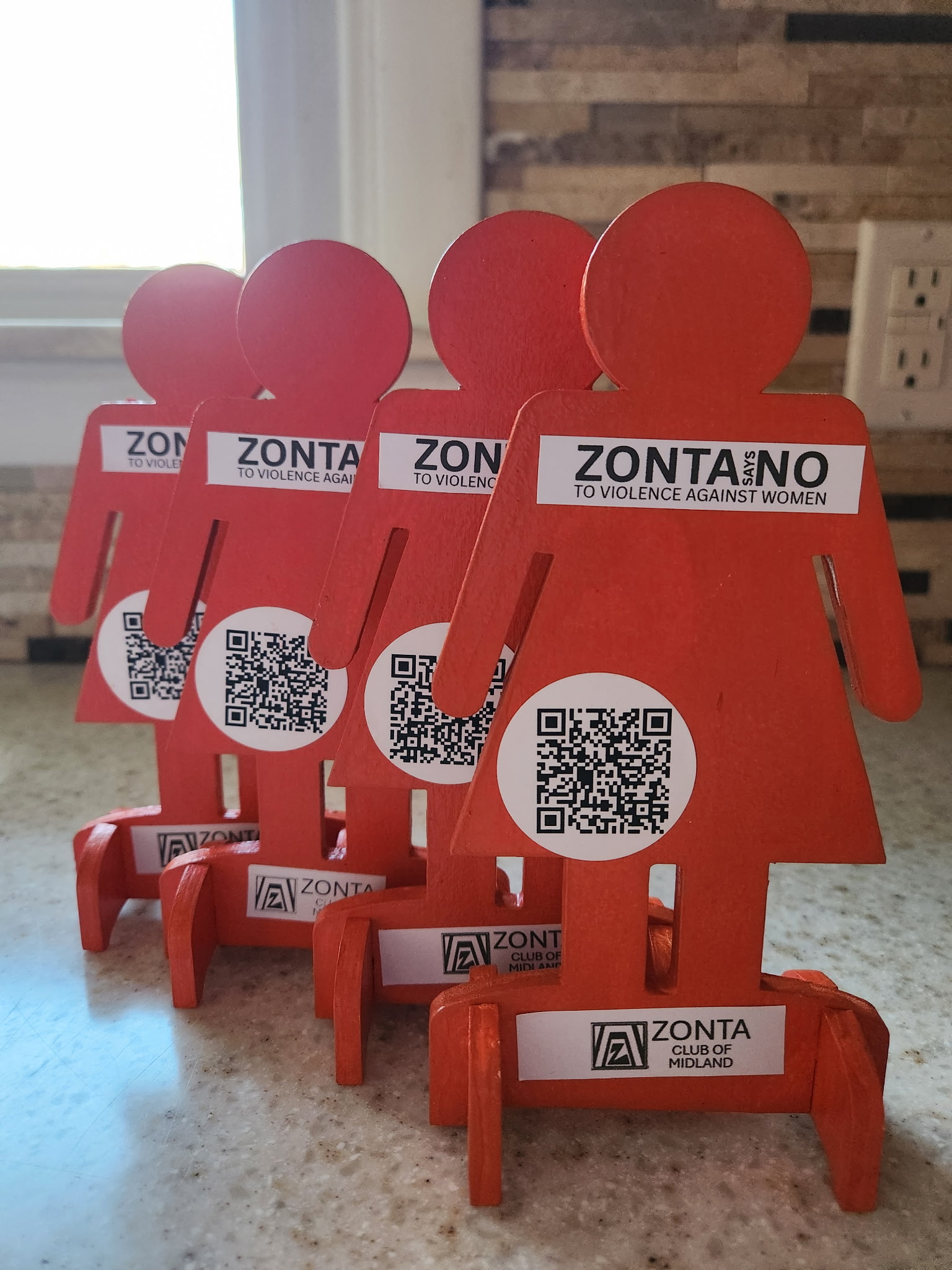 Rockefeller Christmas tree is harvested from upstate New York and ...