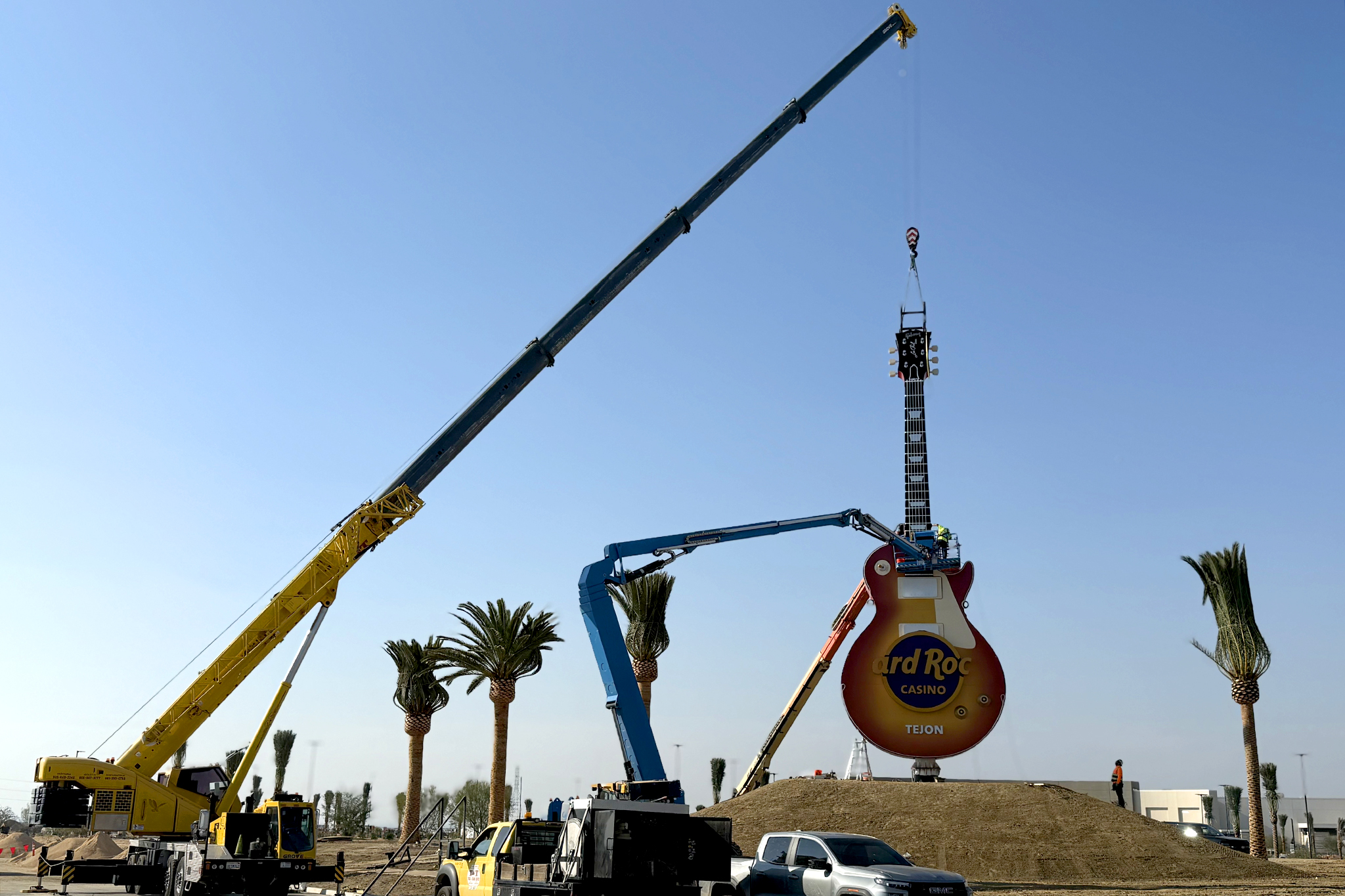 Thousands turn out for opening of California's new mega casino