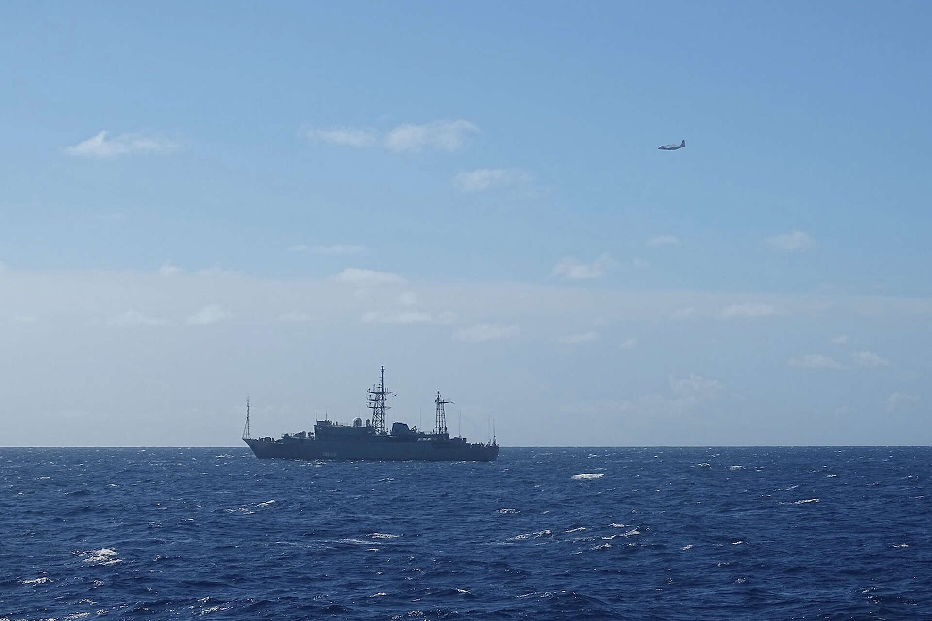 Russian spy ship came close to Hawaii, U.S. Coast Guard reveals