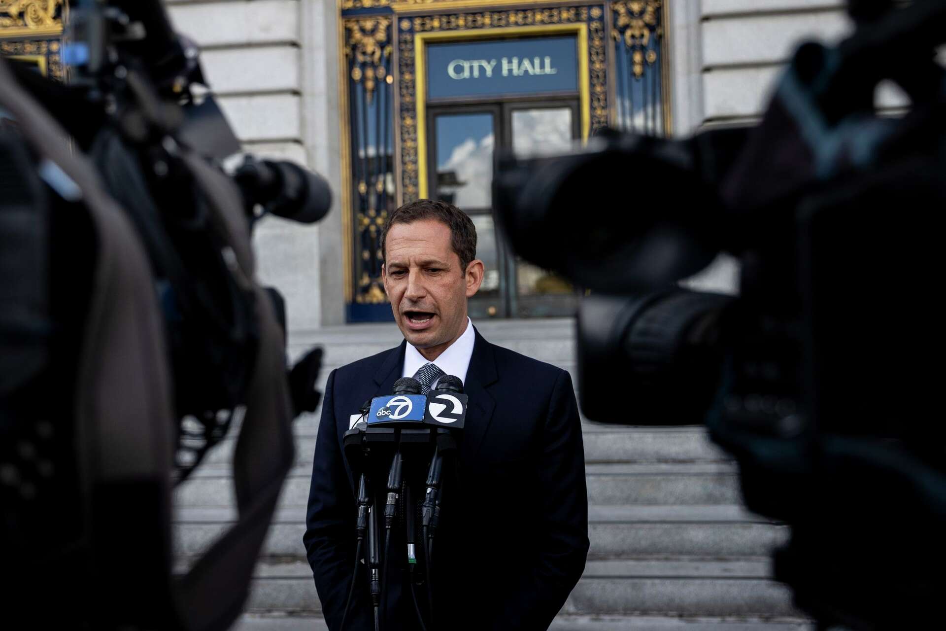Why S.F. Mayor Daniel Lurie’s first big fumble is a crucial one