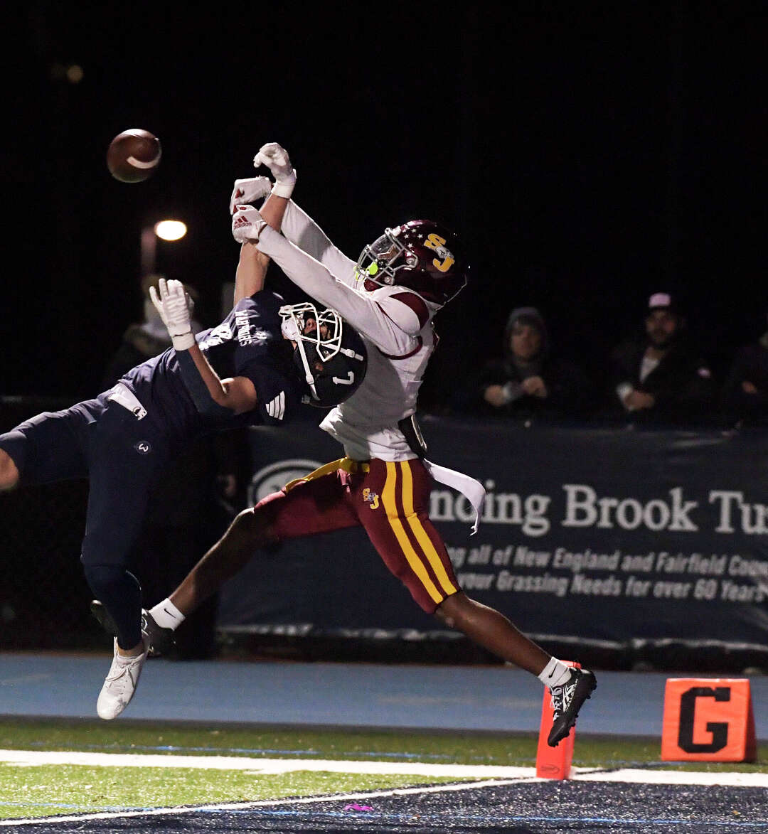 St. Joseph football upends Wilton behind defense, Finn Kilmartin