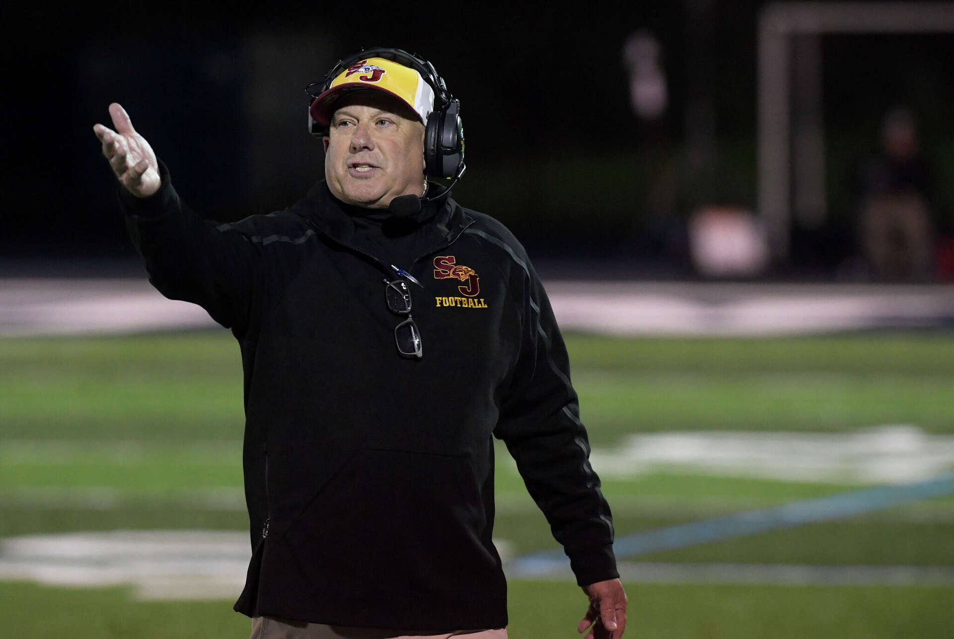 St. Joseph football upends Wilton behind defense, Finn Kilmartin