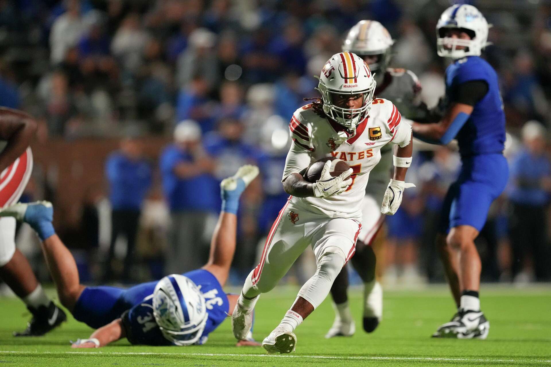Texas high school football: Yates beats Needville