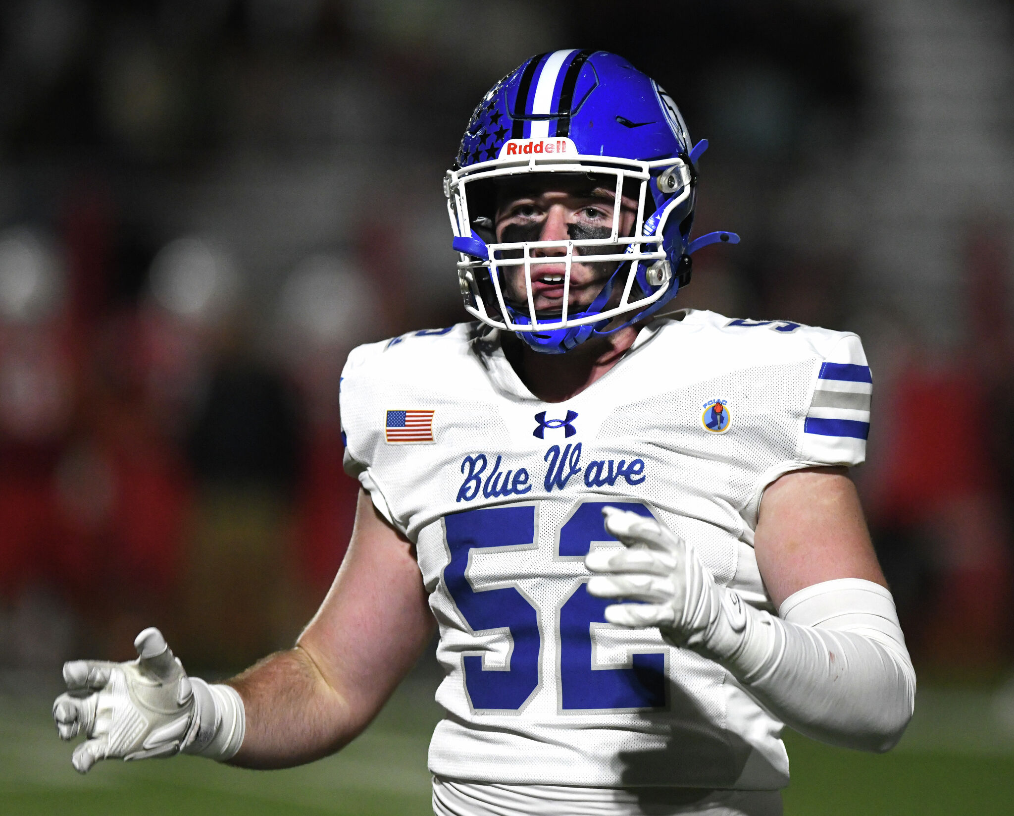 Where Connecticut based football players signed to play in college