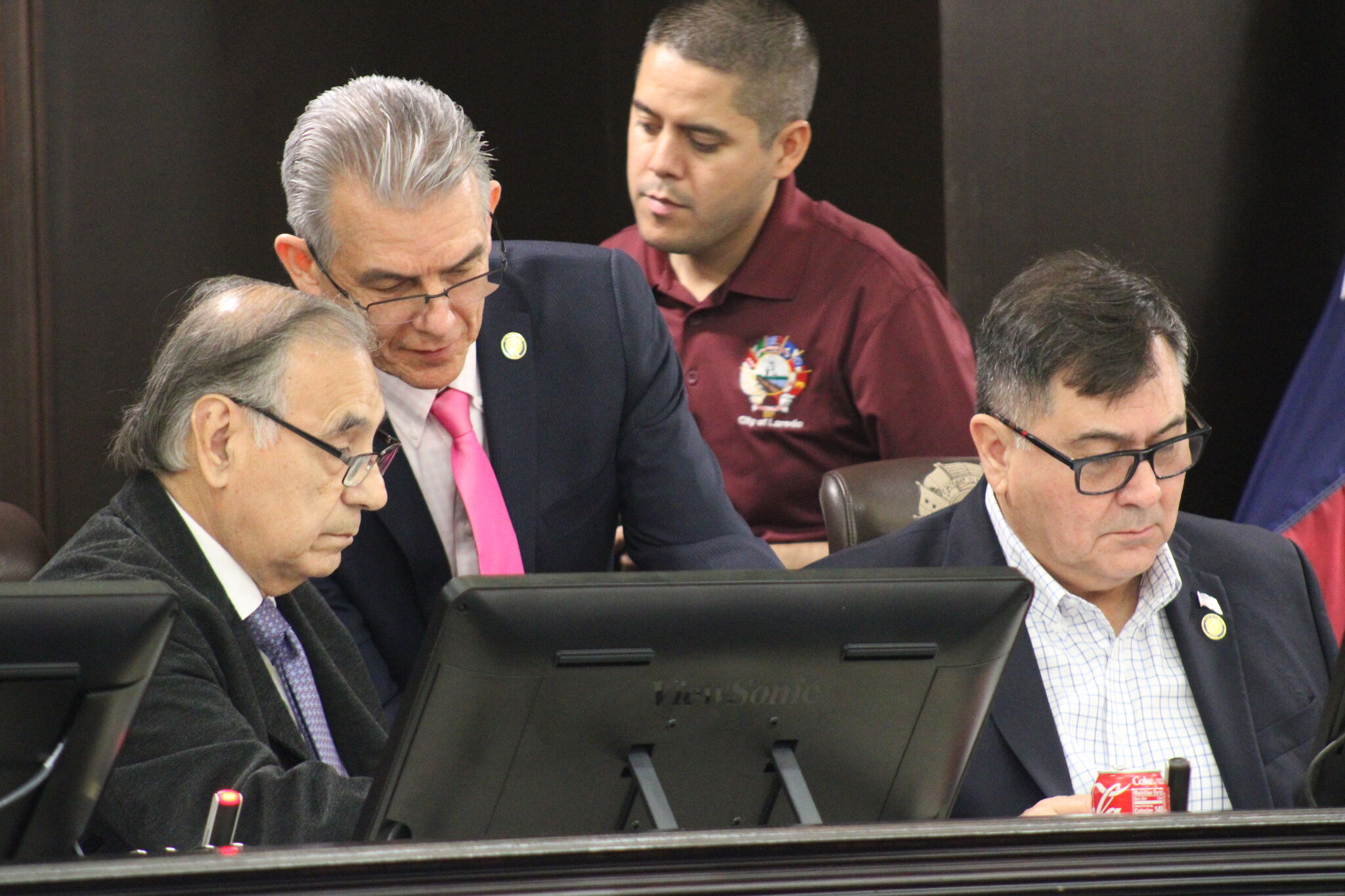 Laredo outlines intent to cooperate amid federal border wall plans