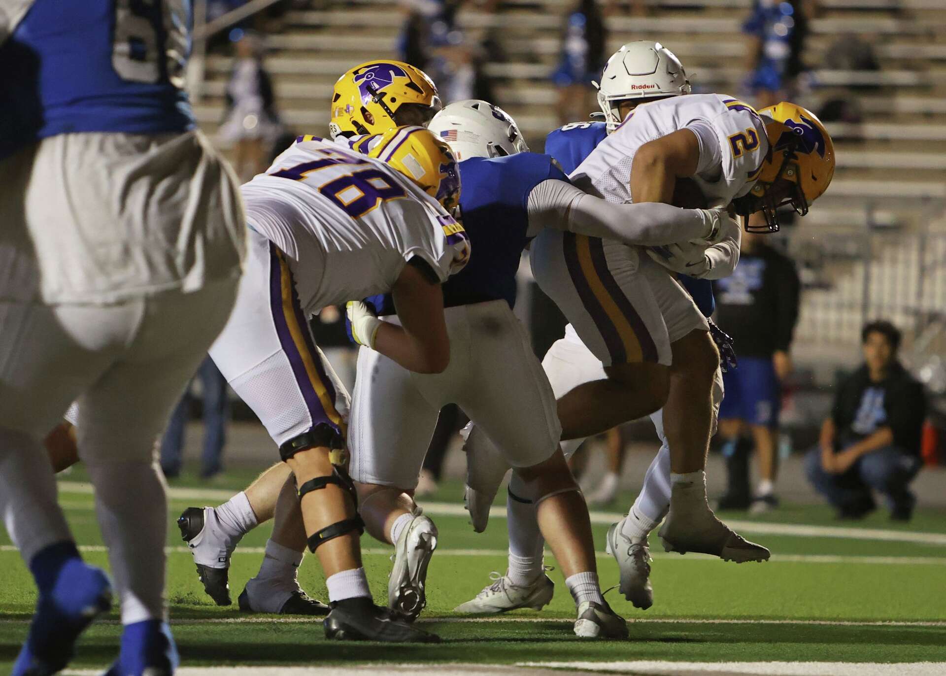 Pieper football locks down Jay in first round playoff victory