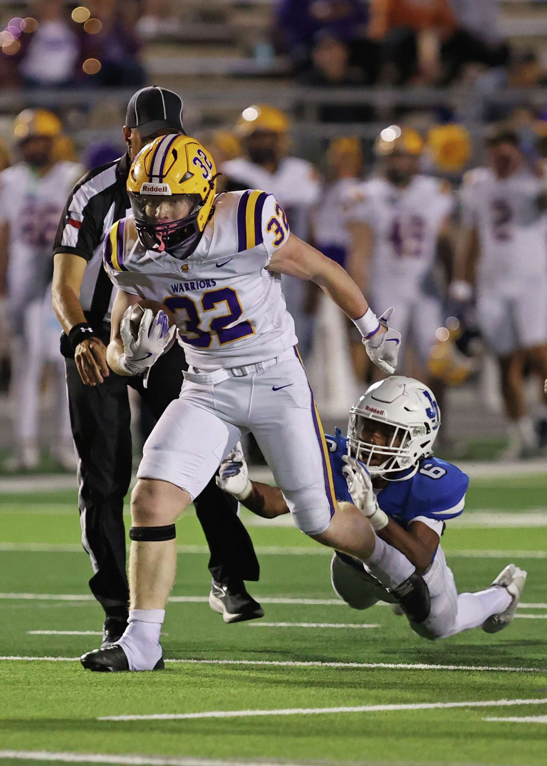 Pieper football locks down Jay in first round playoff victory