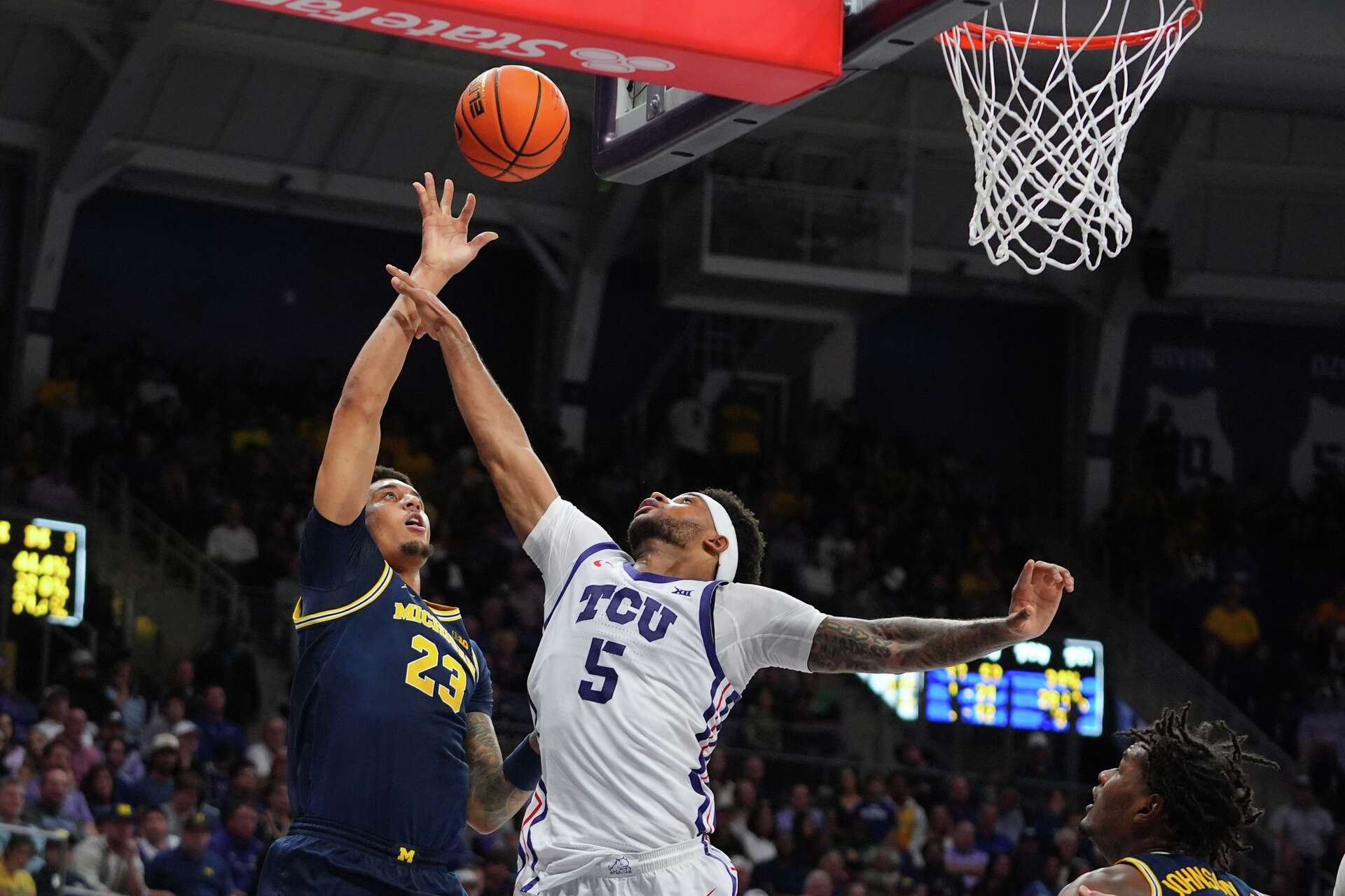 Transfers Yaxel Lendeborg and Morez Johnson Jr. have double-doubles as ...