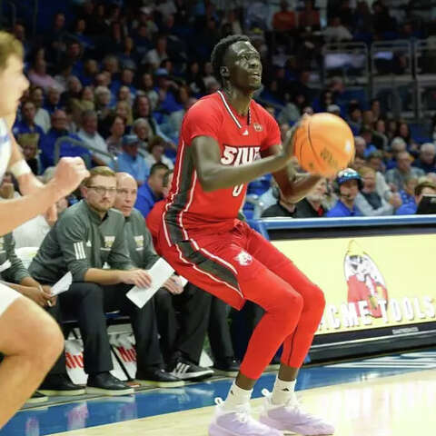 SIUE men's basketball against Drake in Des Moines, Iowa