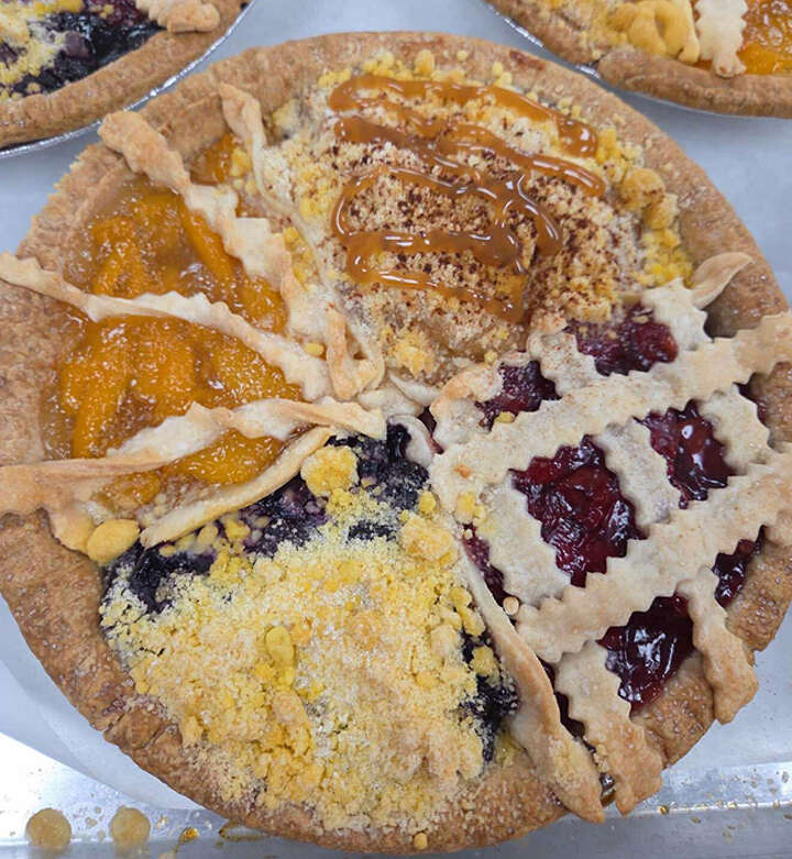 Troy IL bakery gives free cakes through Kathy’s Angel Kakes