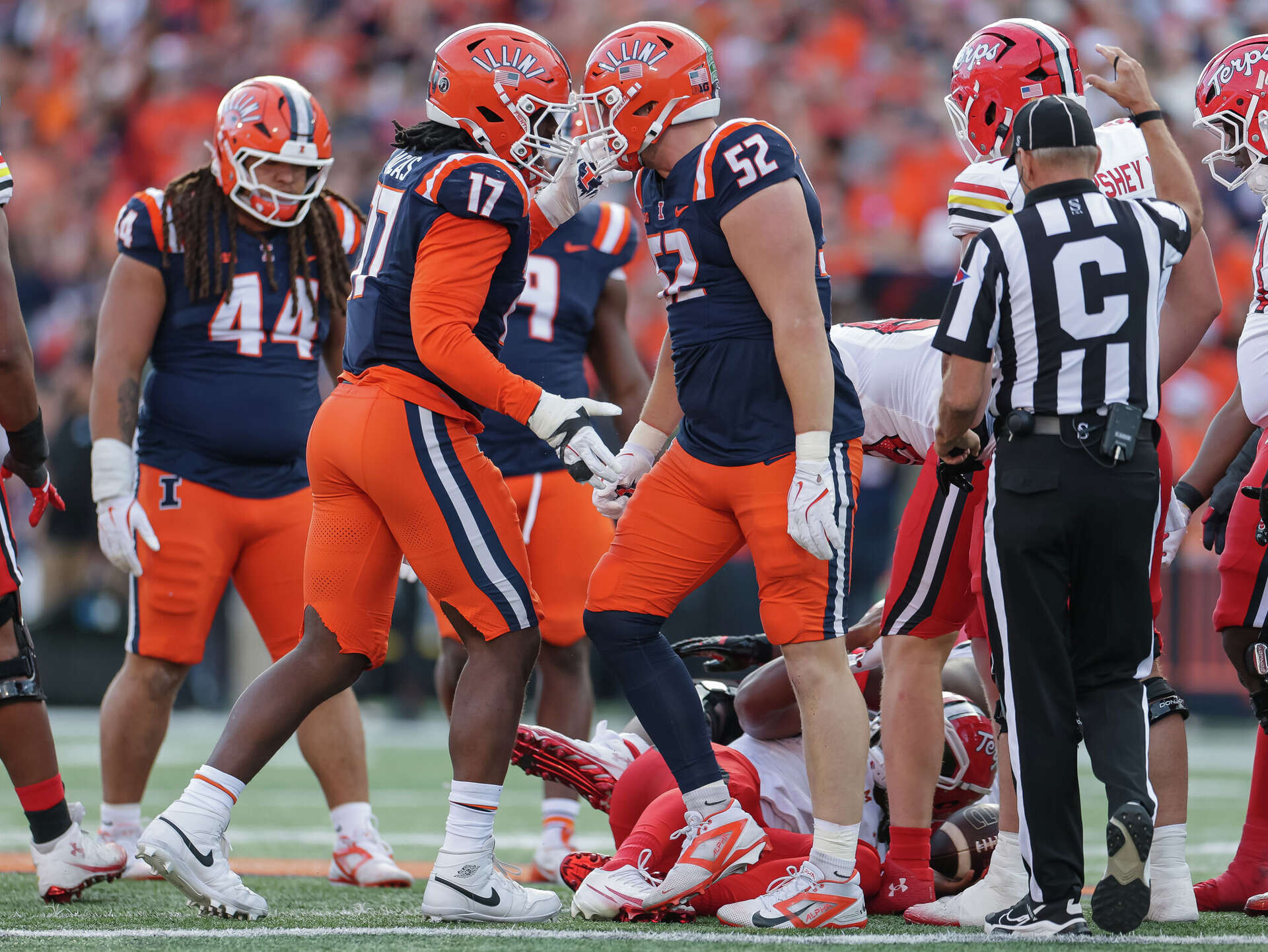 Illinois vs. Wisconsin football game time, TV channel announced