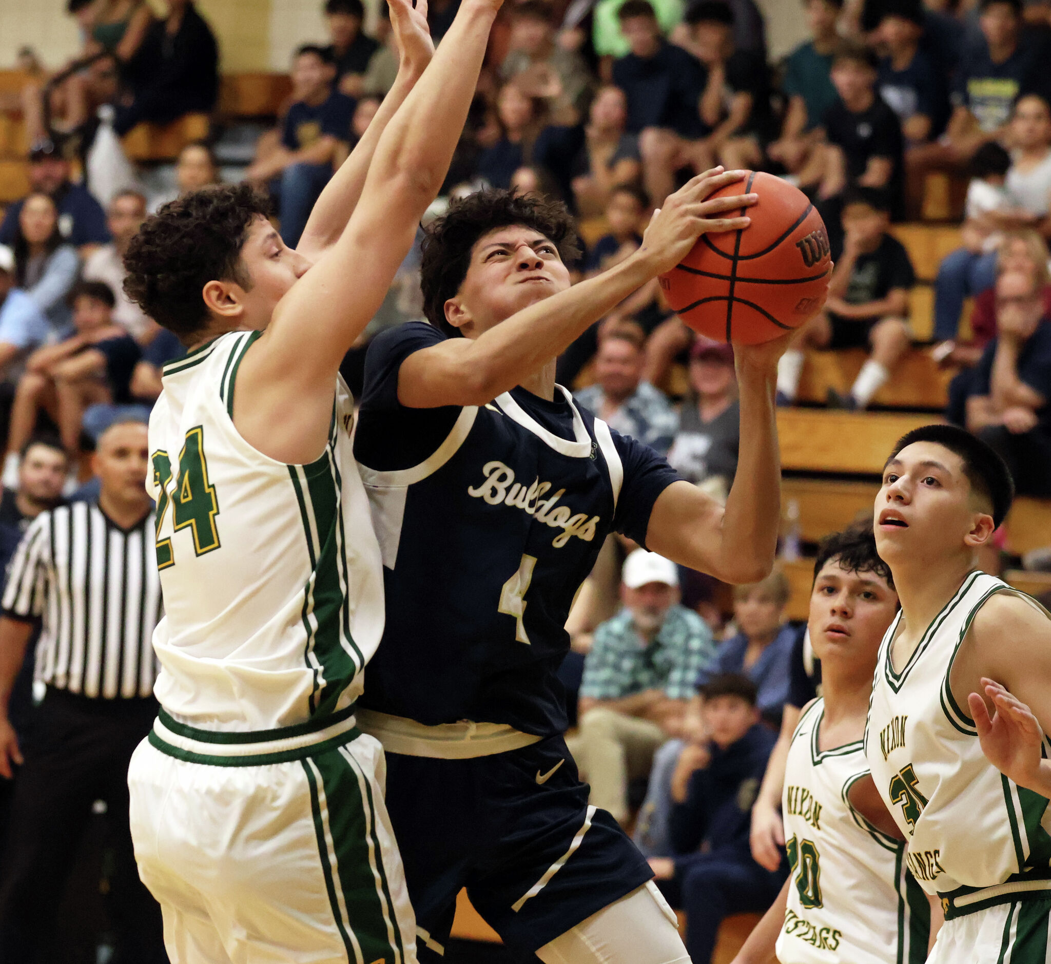 Photos: Alexander opens season with comeback over Nixon