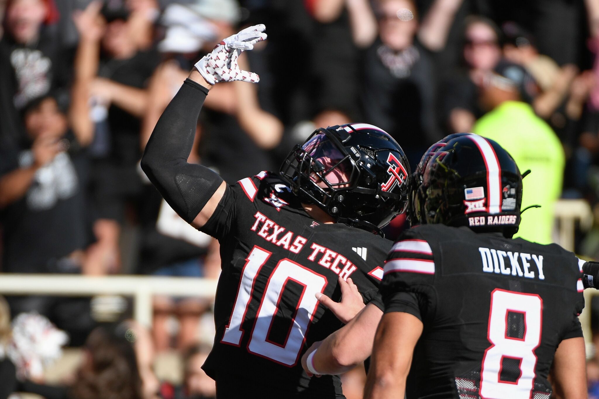 Rodriguez Llfts No. 6 Texas Tech past UCF, cements Heisman hype