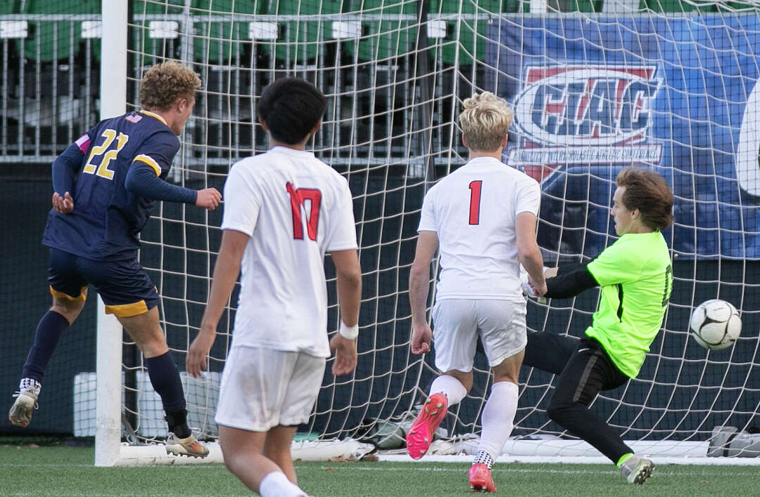 Somers beats Haddam-Killingworth for 7th CIAC boys soccer title