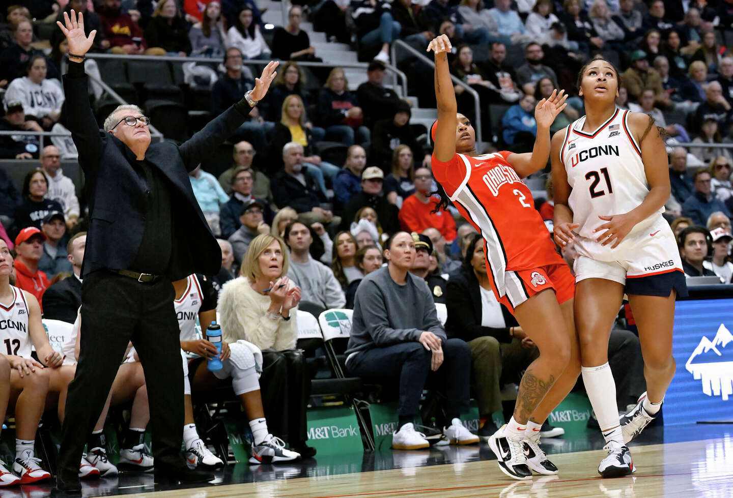 Sarah Strong dominates in UConn victory over Ohio State