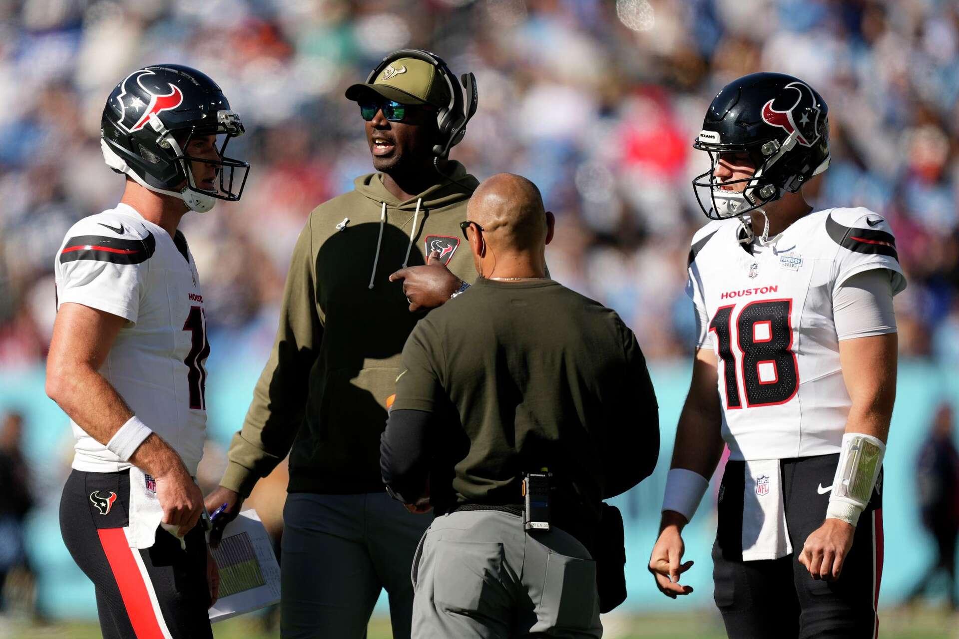 Houston Texans and quarterbacks coach Jerrod Johnson part ways