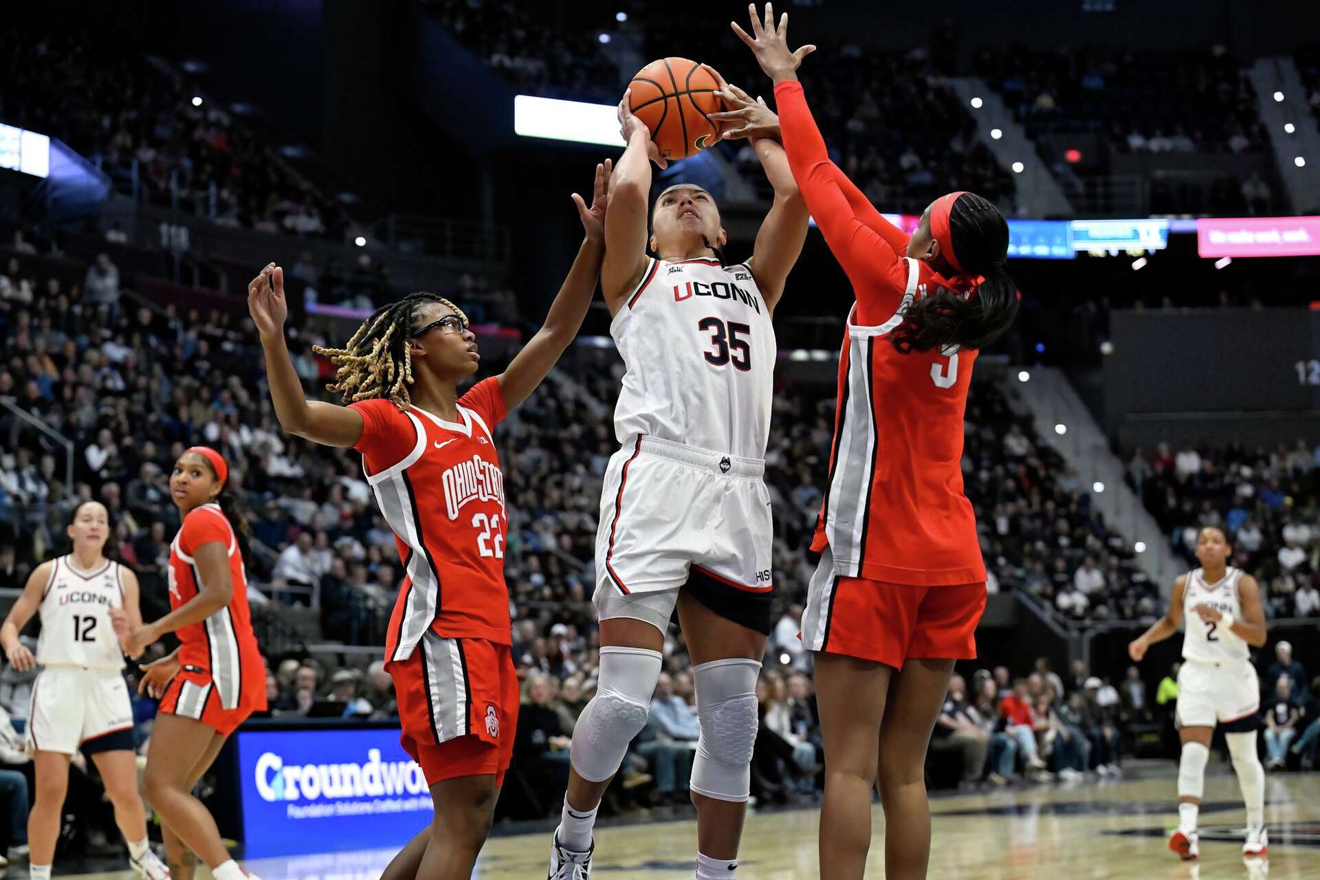 Sarah Strong's double-double leads top-ranked UConn past Ohio State 100-68
