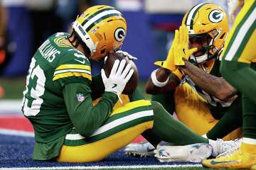 Jordan Love throws 2 TD passes as Packers beat Giants 27-20 to end ...