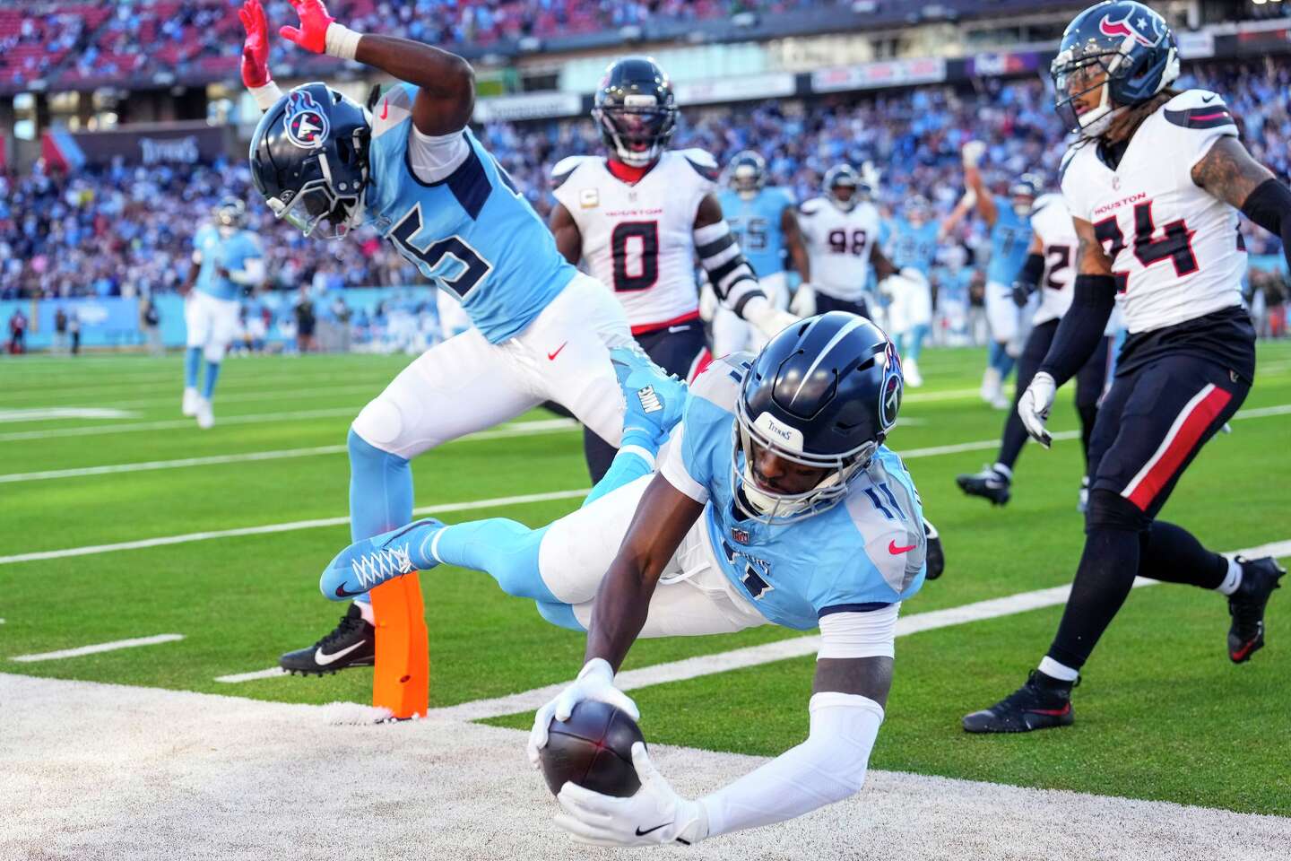 Who is Matthew Wright? Texans' fill-in kicker beats Titans with kick