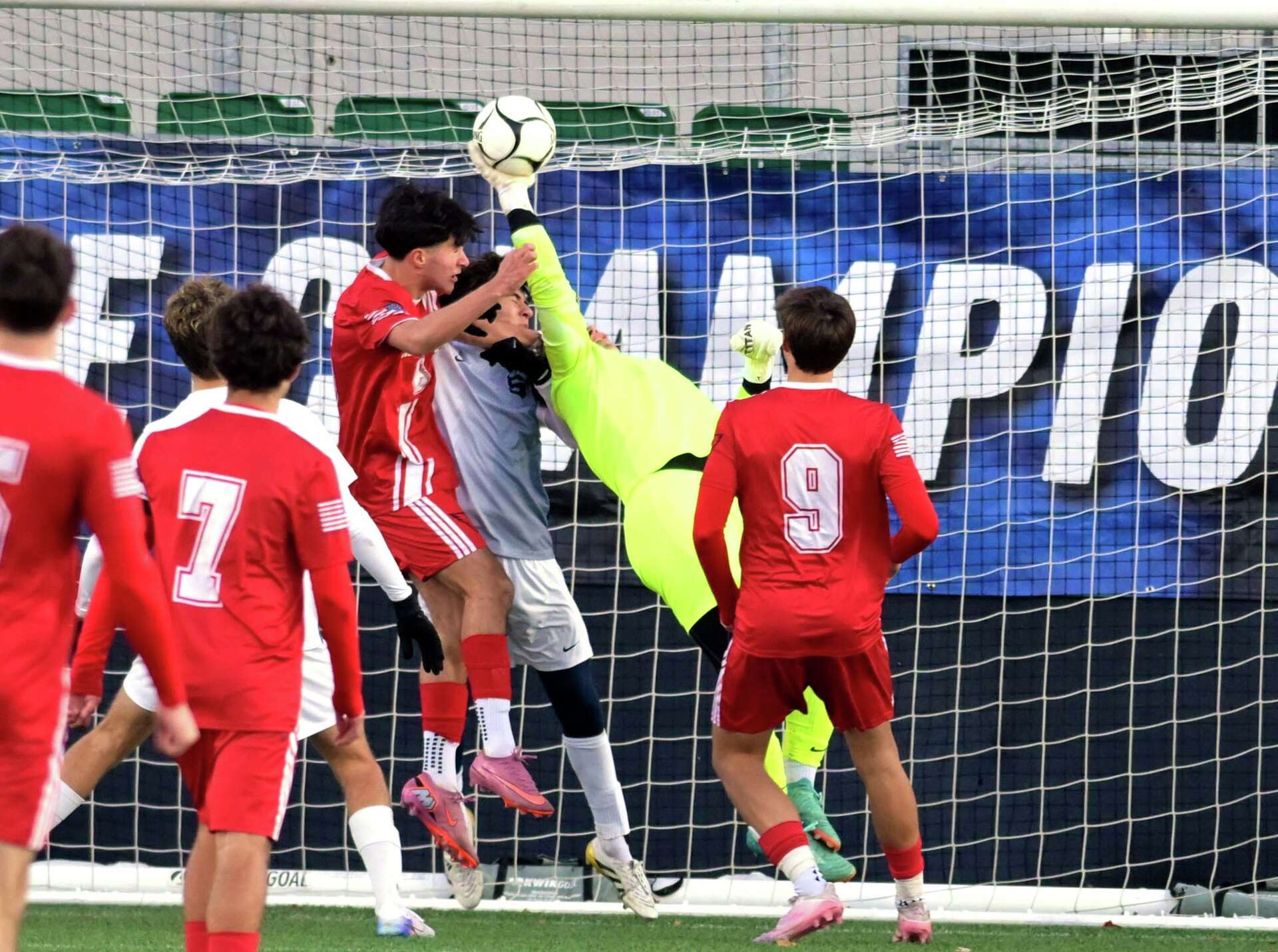 Staples beats Greenwich in all-FCIAC CIAC Class LL boys soccer final