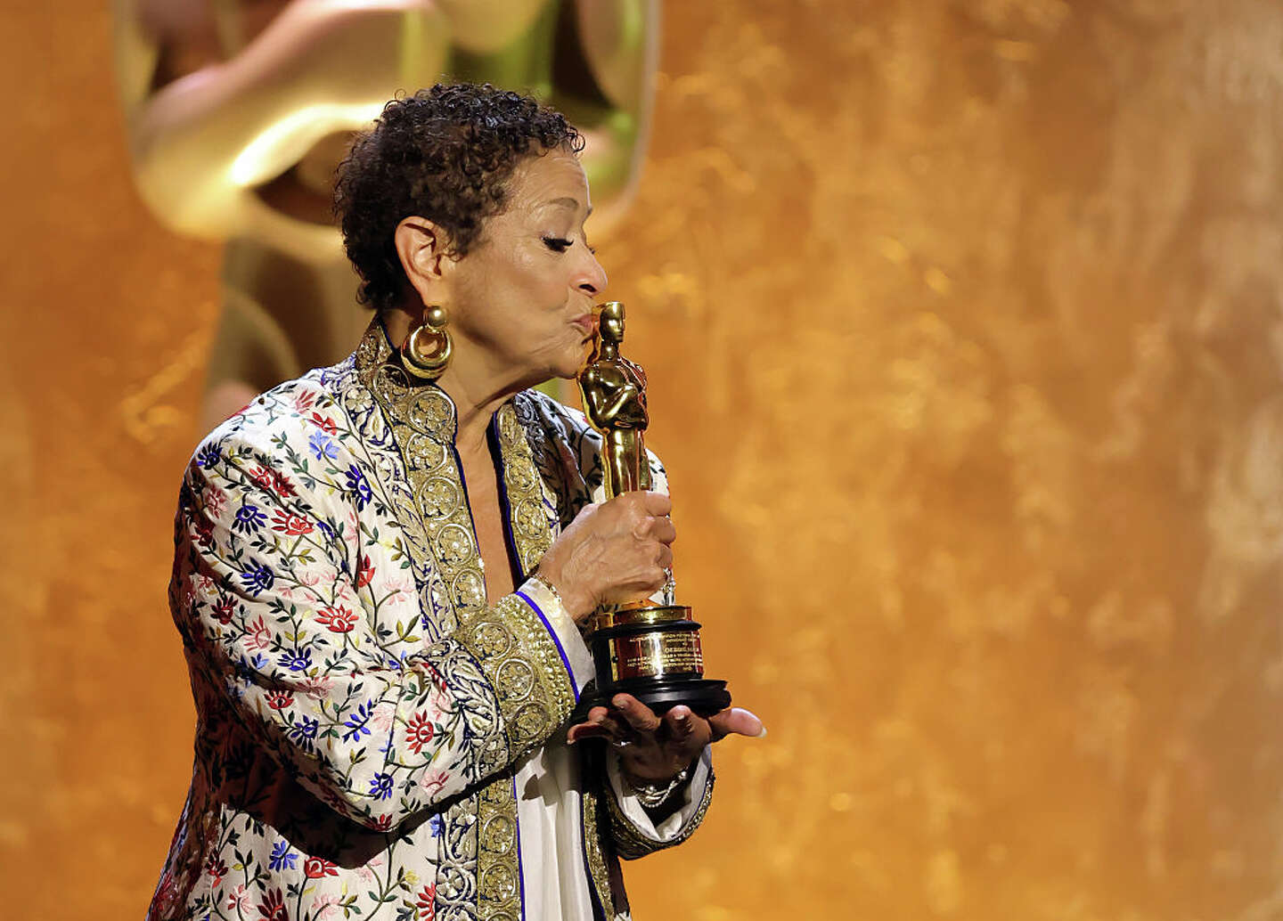 Houston native Debbie Allen, Tom Cruise receive honorary Oscars