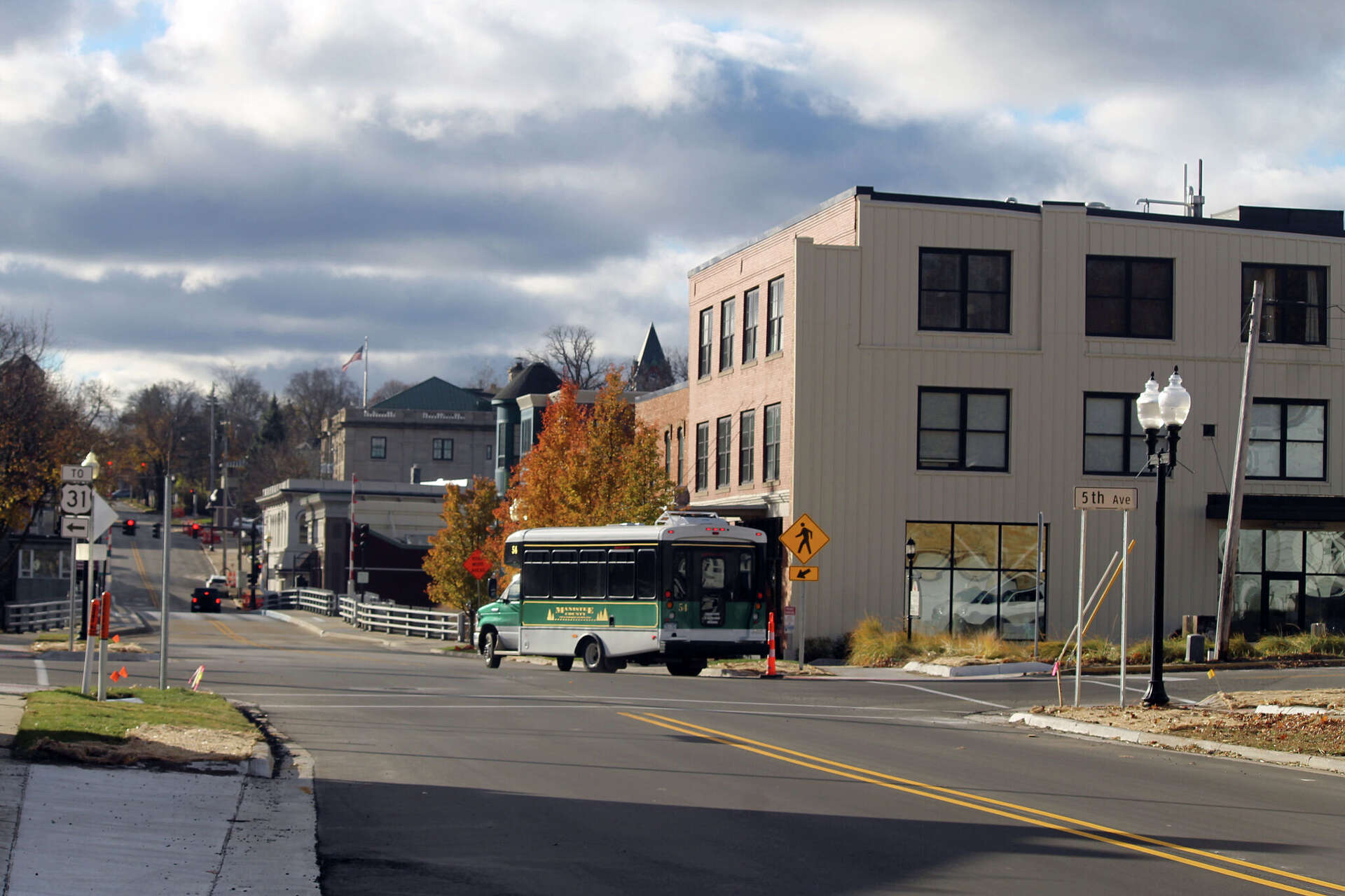 Manistee's Washington Street reopens to traffic