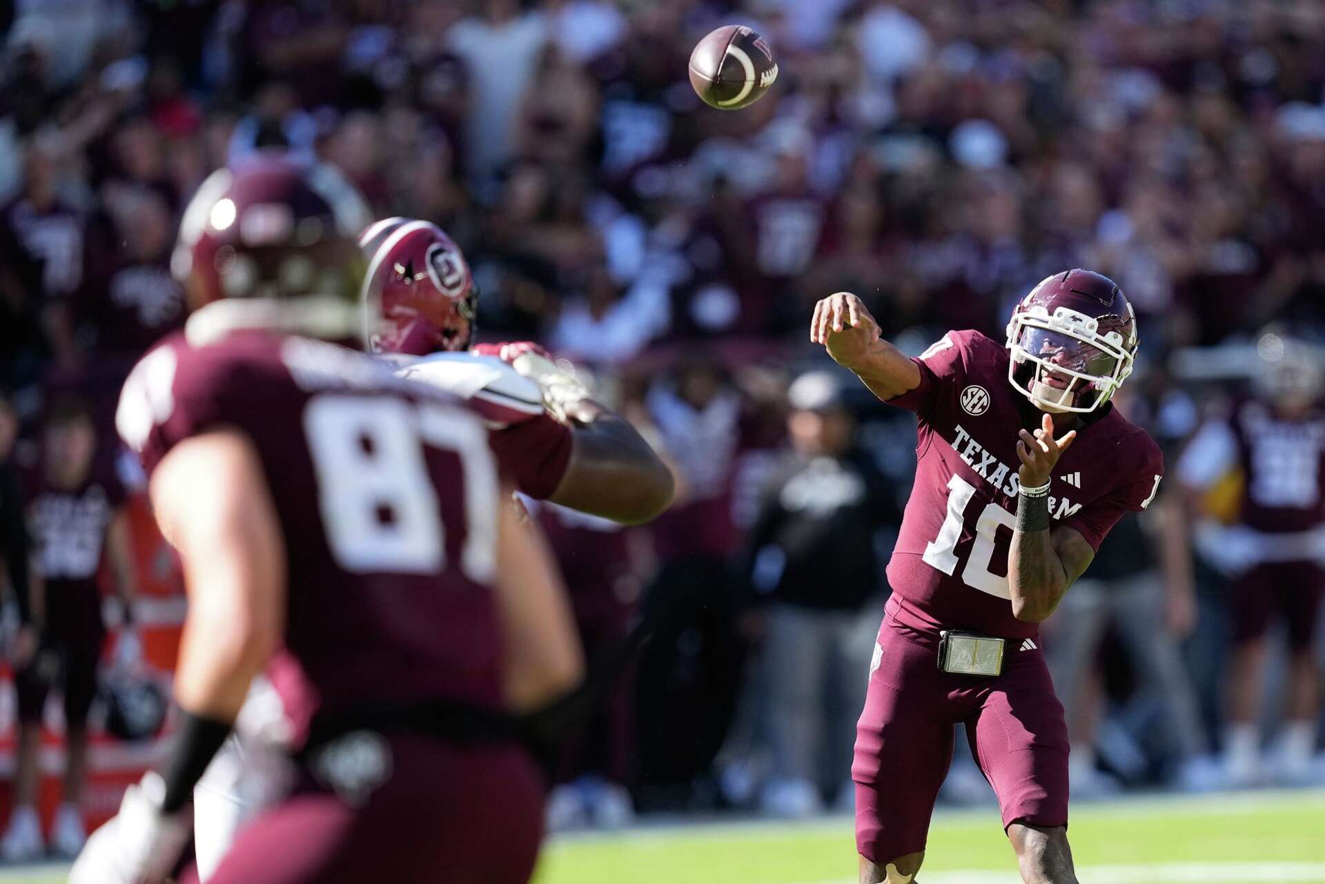 Marcel Reed's leadership and talent propel No. 3 Texas A&M to 1st 10-0 ...