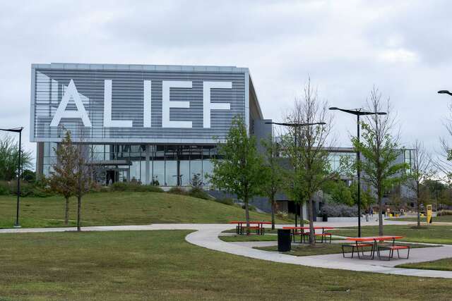 Five things to know about Alief, Houston’s largest neighborhood