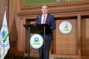 EPA eliminates mention of fossil fuels in website on warming's causes ...