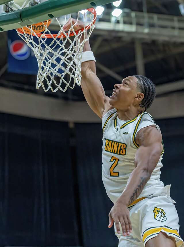 Siena basketball holds off UAlbany's comeback bid to regain Albany Cup