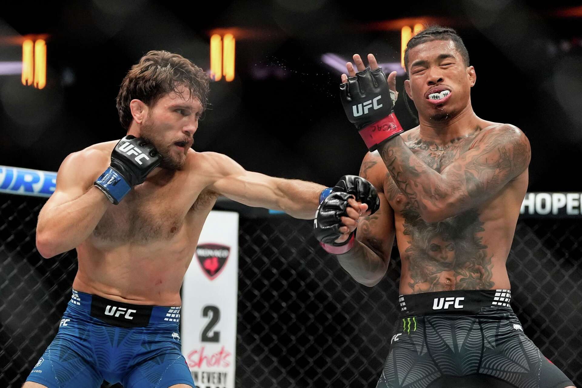 Ethyn Ewing won his 2nd MMA fight in 8 days in his UFC debut in New ...