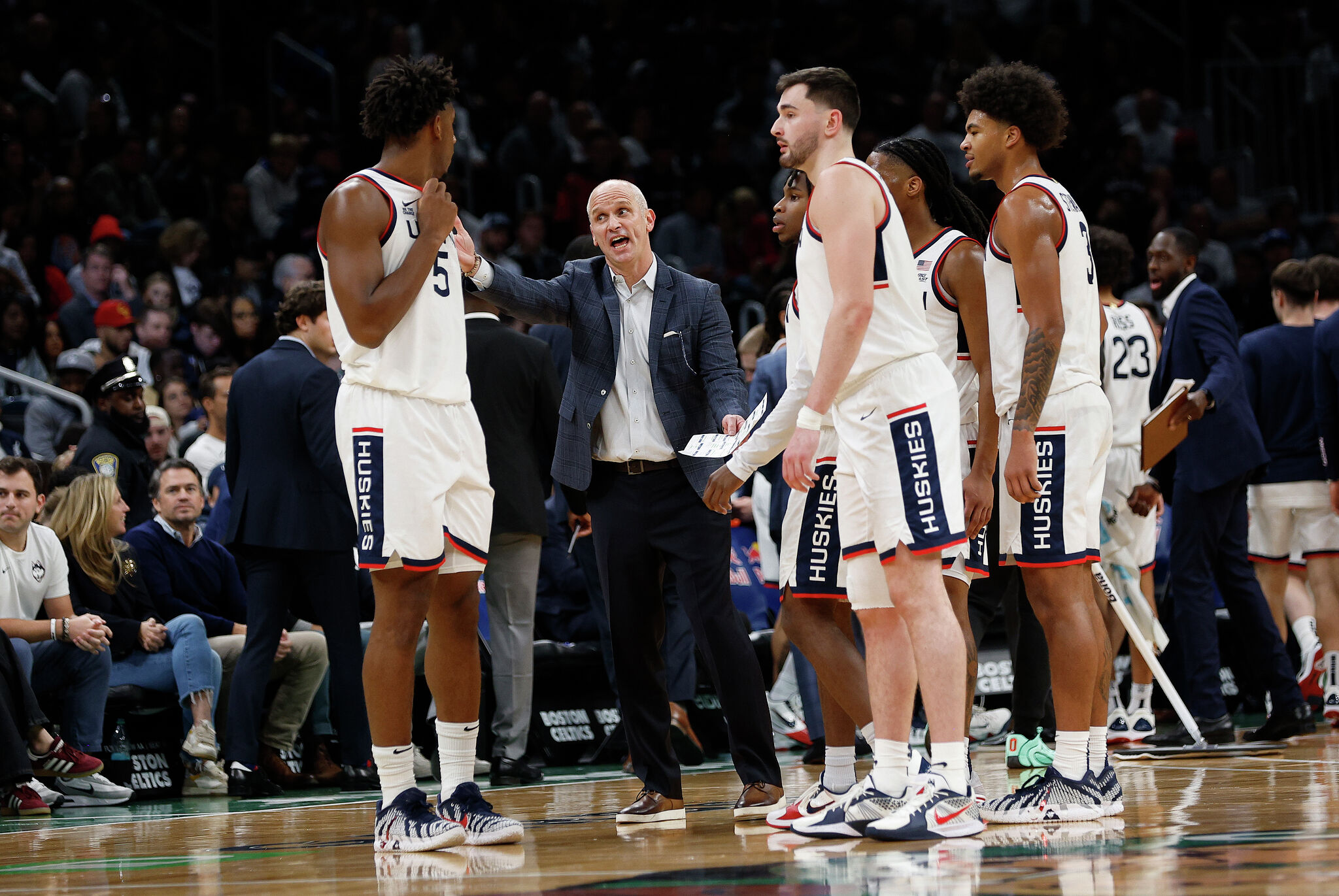 How to watch UConn vs. Arizona: Time, TV for Top 5 matchup