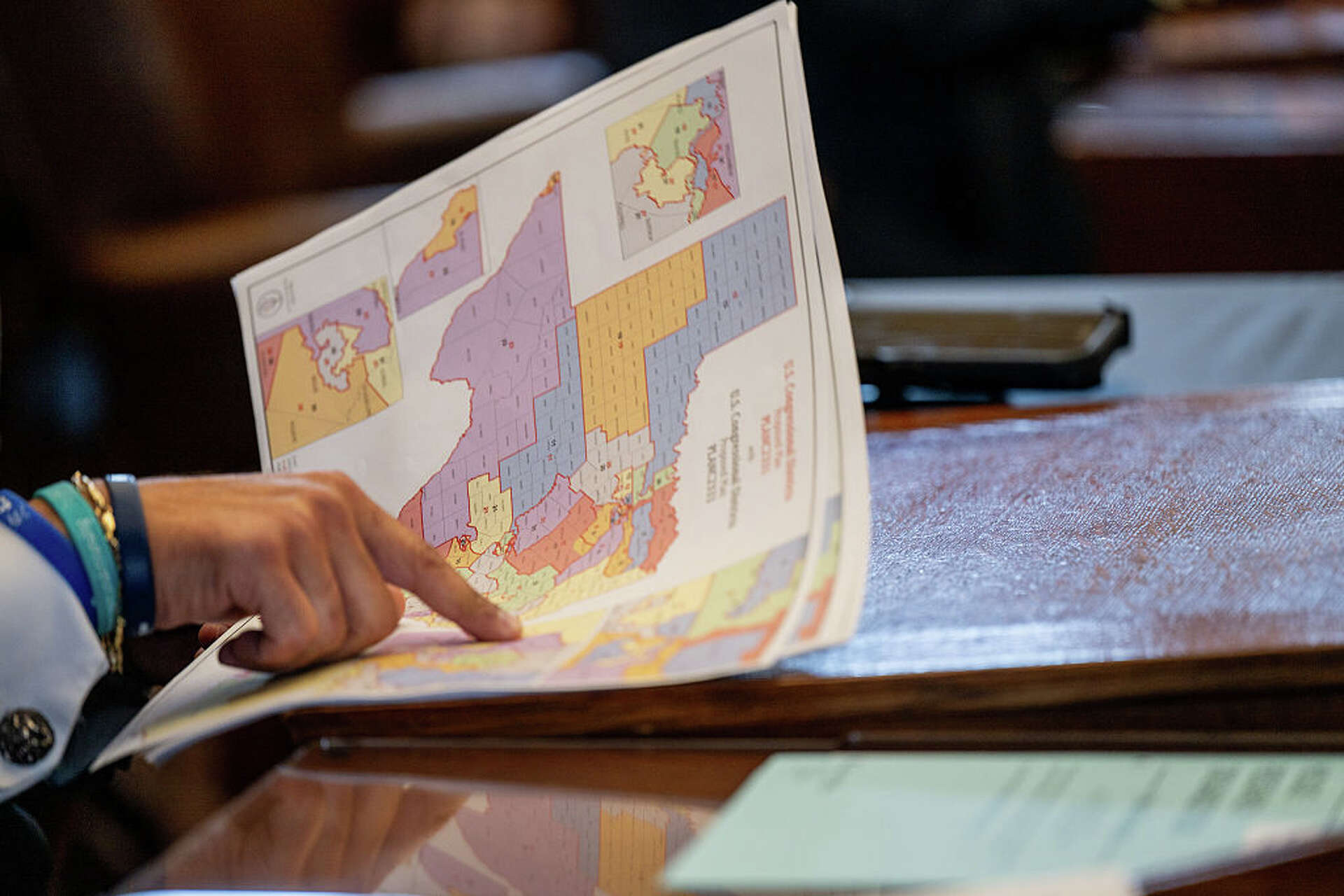 Judge blocks Texas' use of new congressional map in 2026 midterms