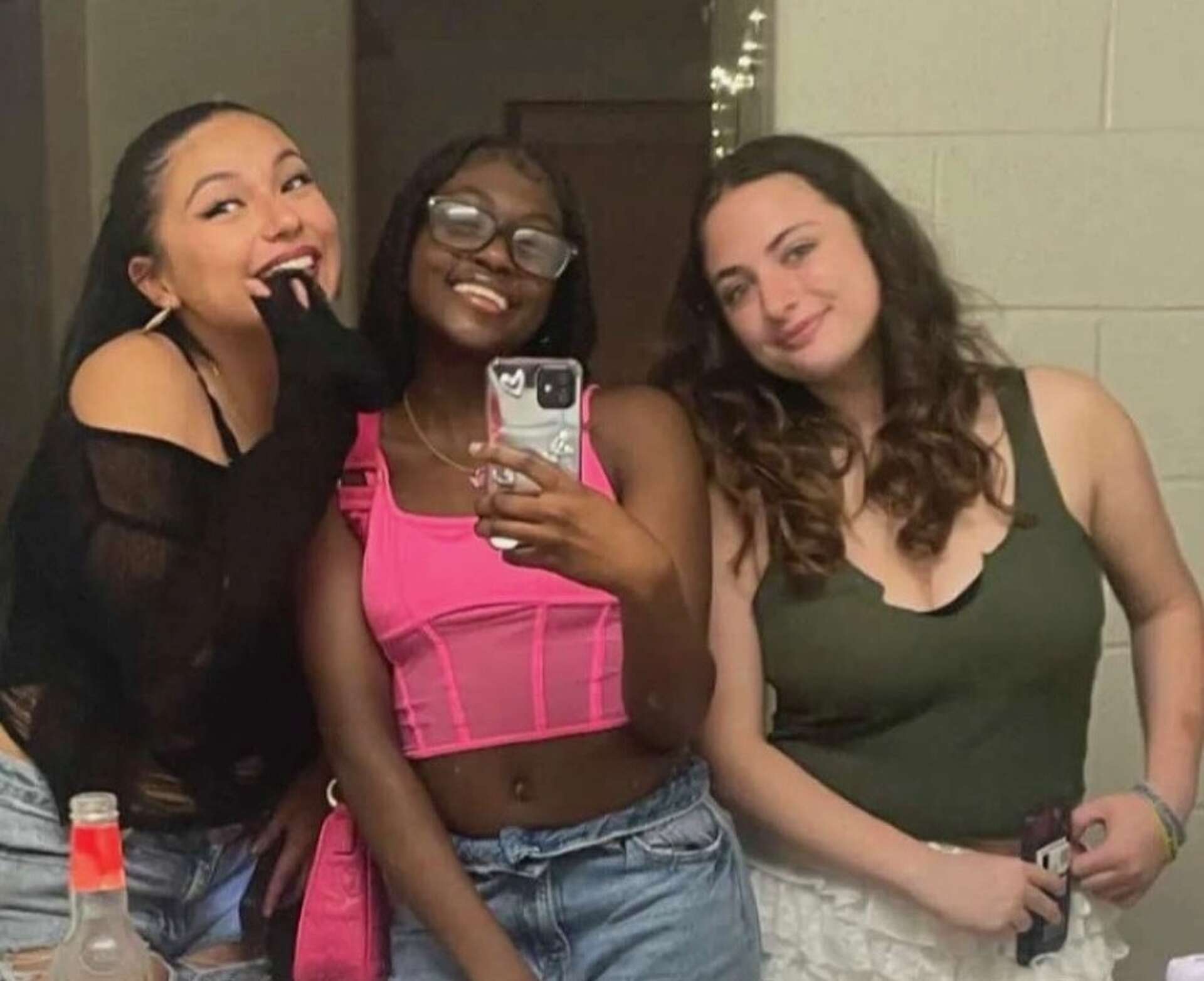 Rhode Island crash kills two friends, both 19, from Connecticut