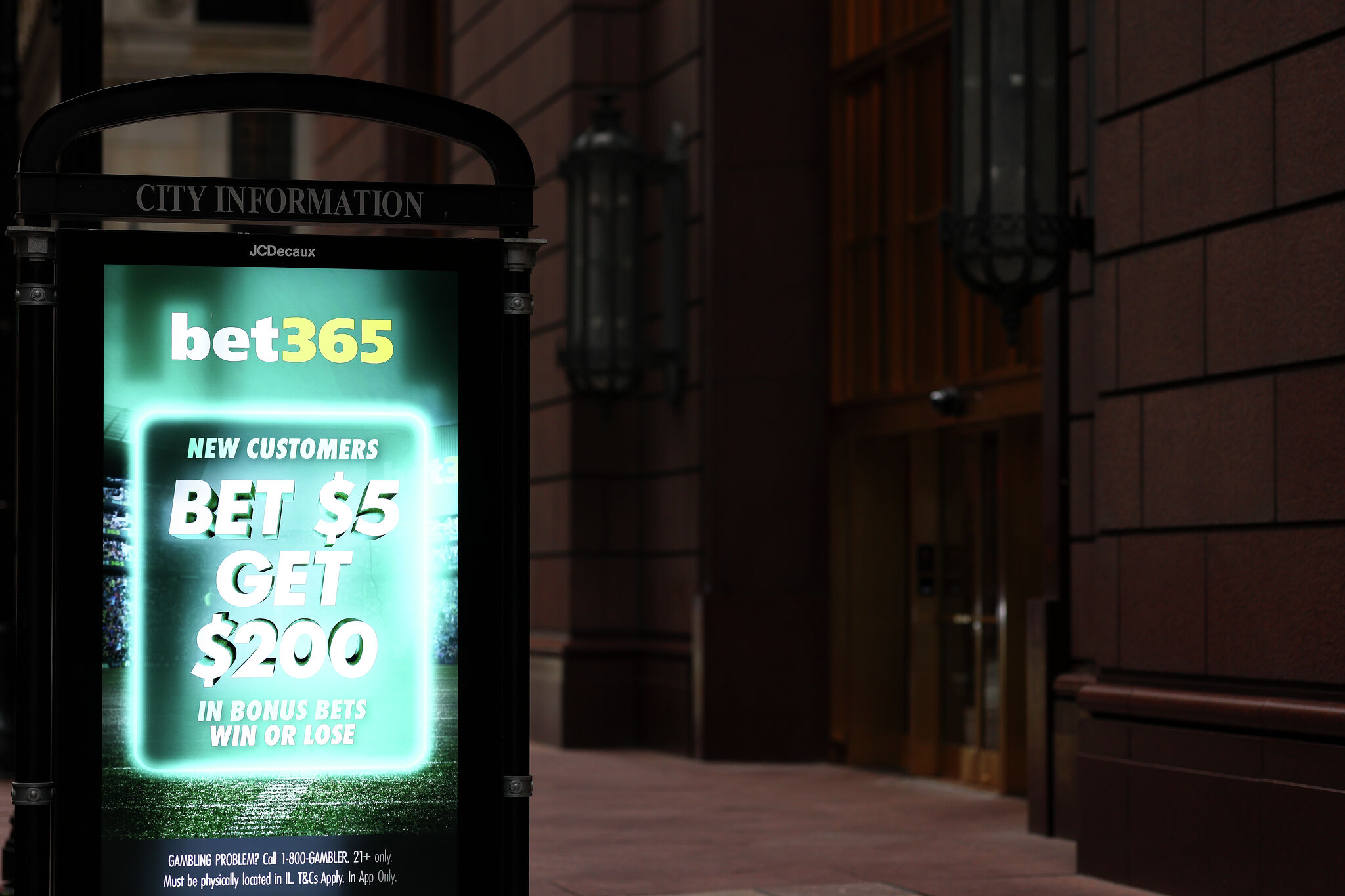 Florida takes early steps to advance recreational marijuana question to next year's ballot