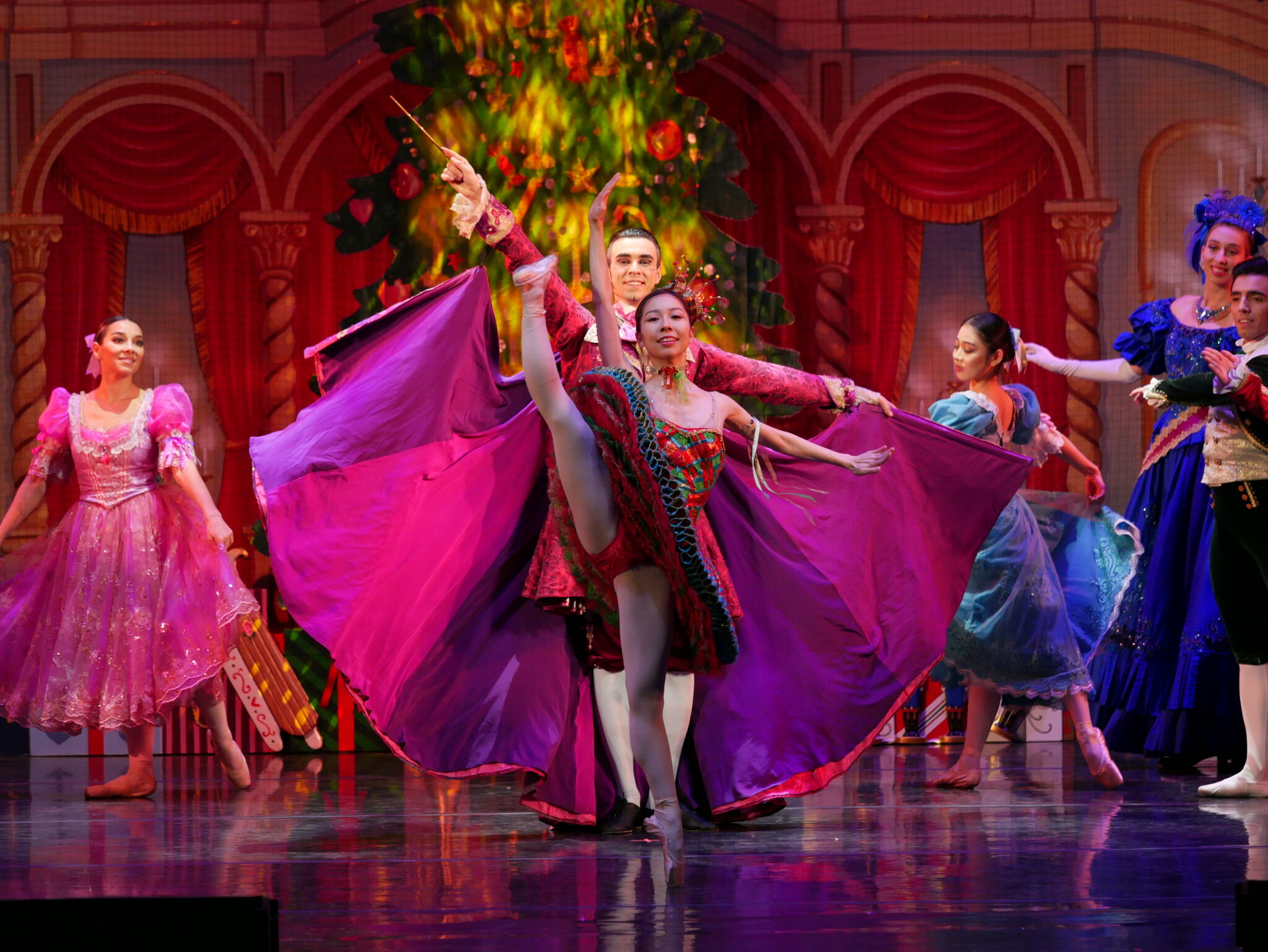 Nutcracker in Midland brings acrobats, 10-foot puppets
