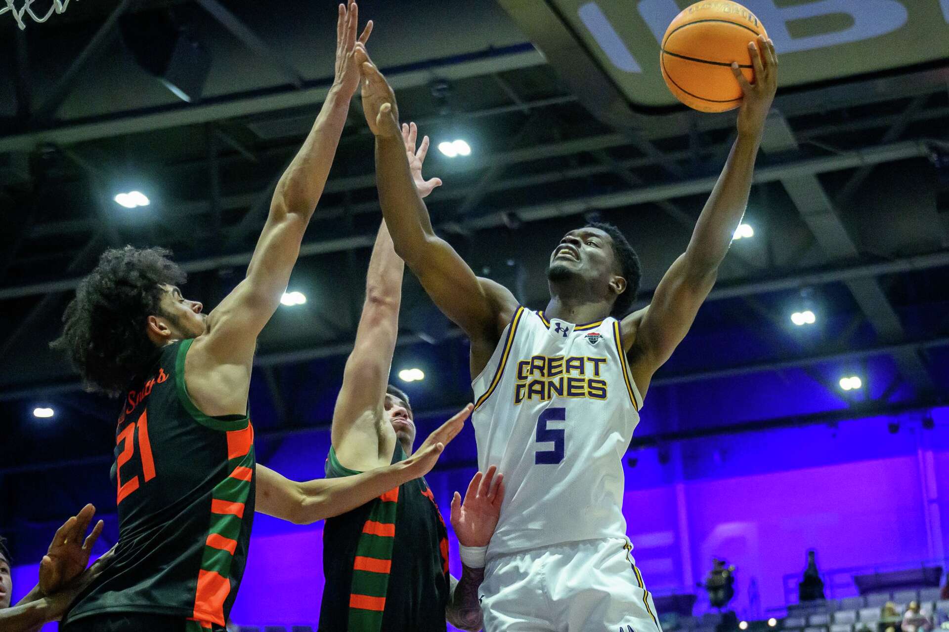 Yale basketball bests UAlbany at Basketball Hall of Fame Classic